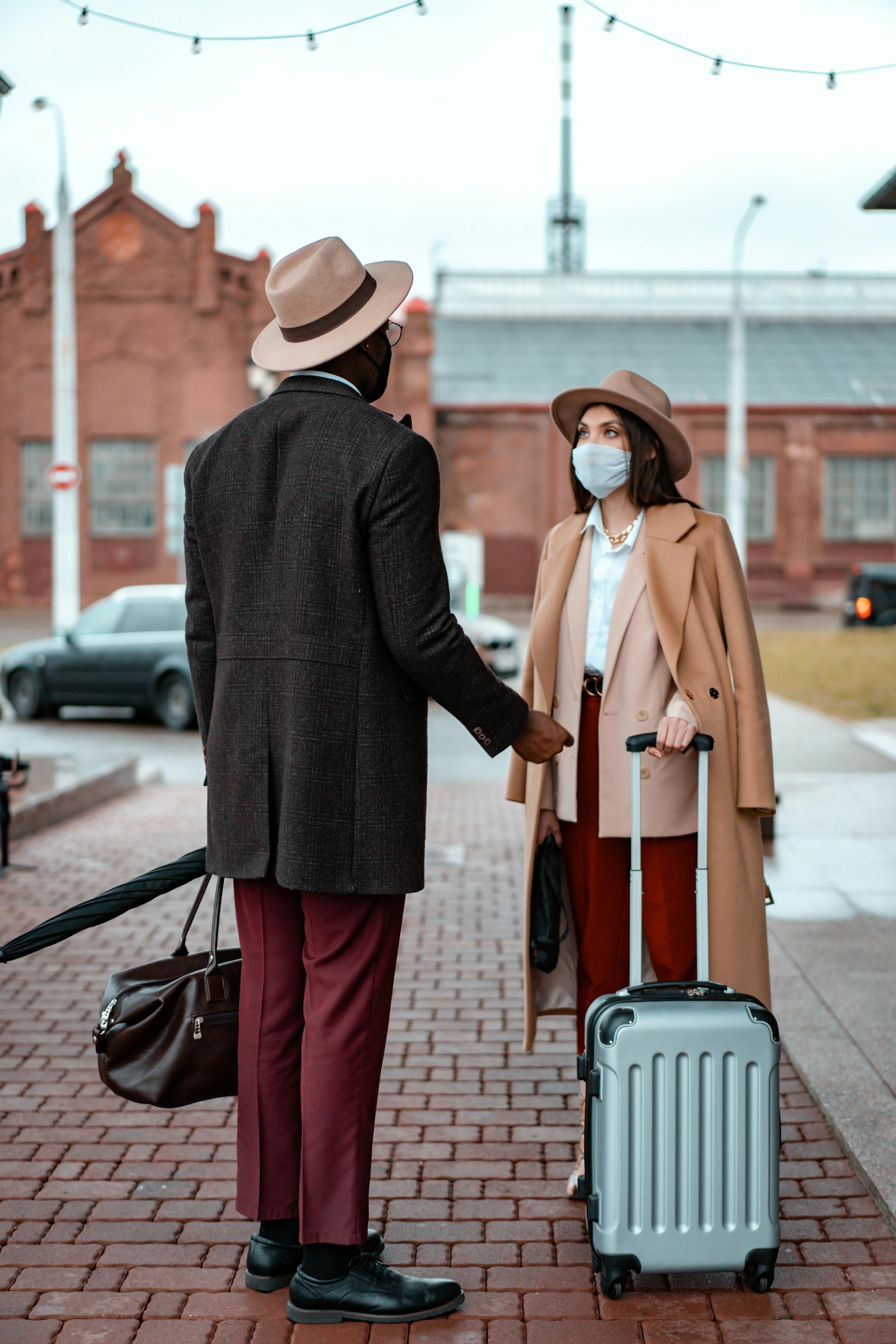 Couple Having a Conversation · Free Stock Photo