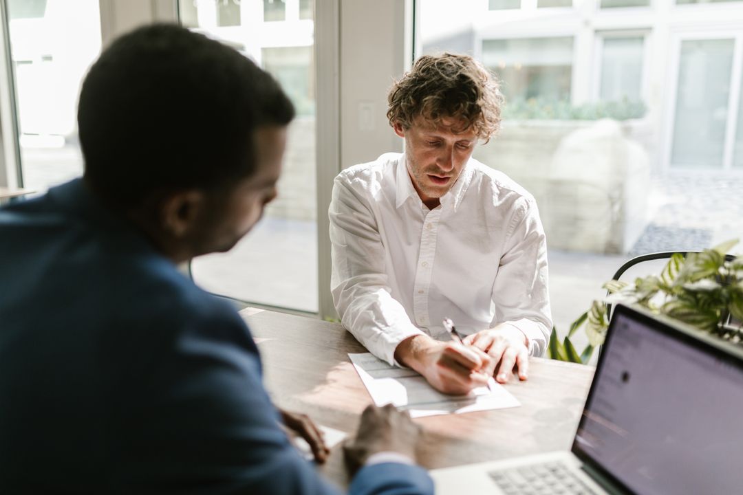 Who Needs to Sign a Business Associate Agreement under HIPAA