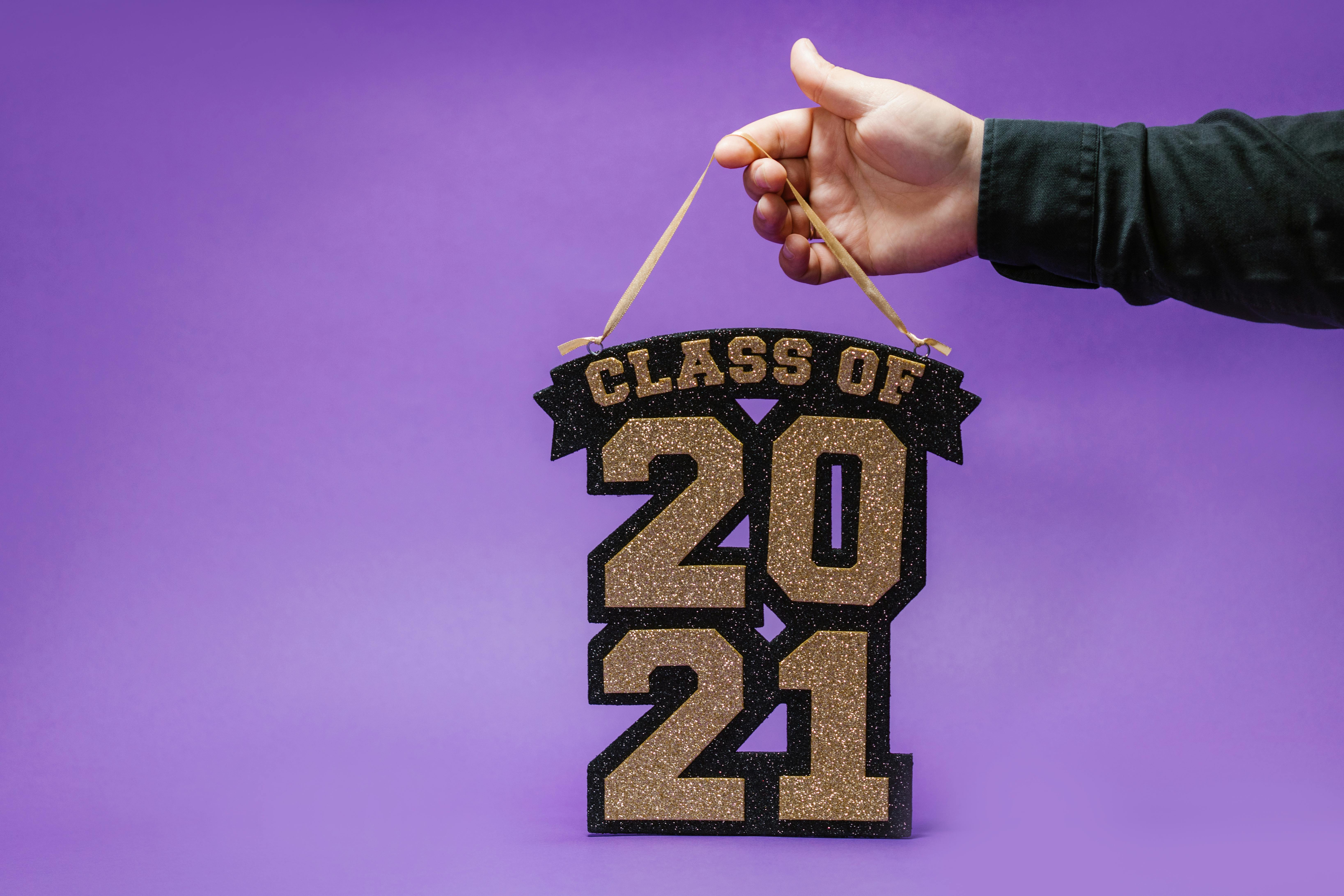 10,000+ Best Graduation Hat Photos · 100% Free Download · Pexels Stock ...