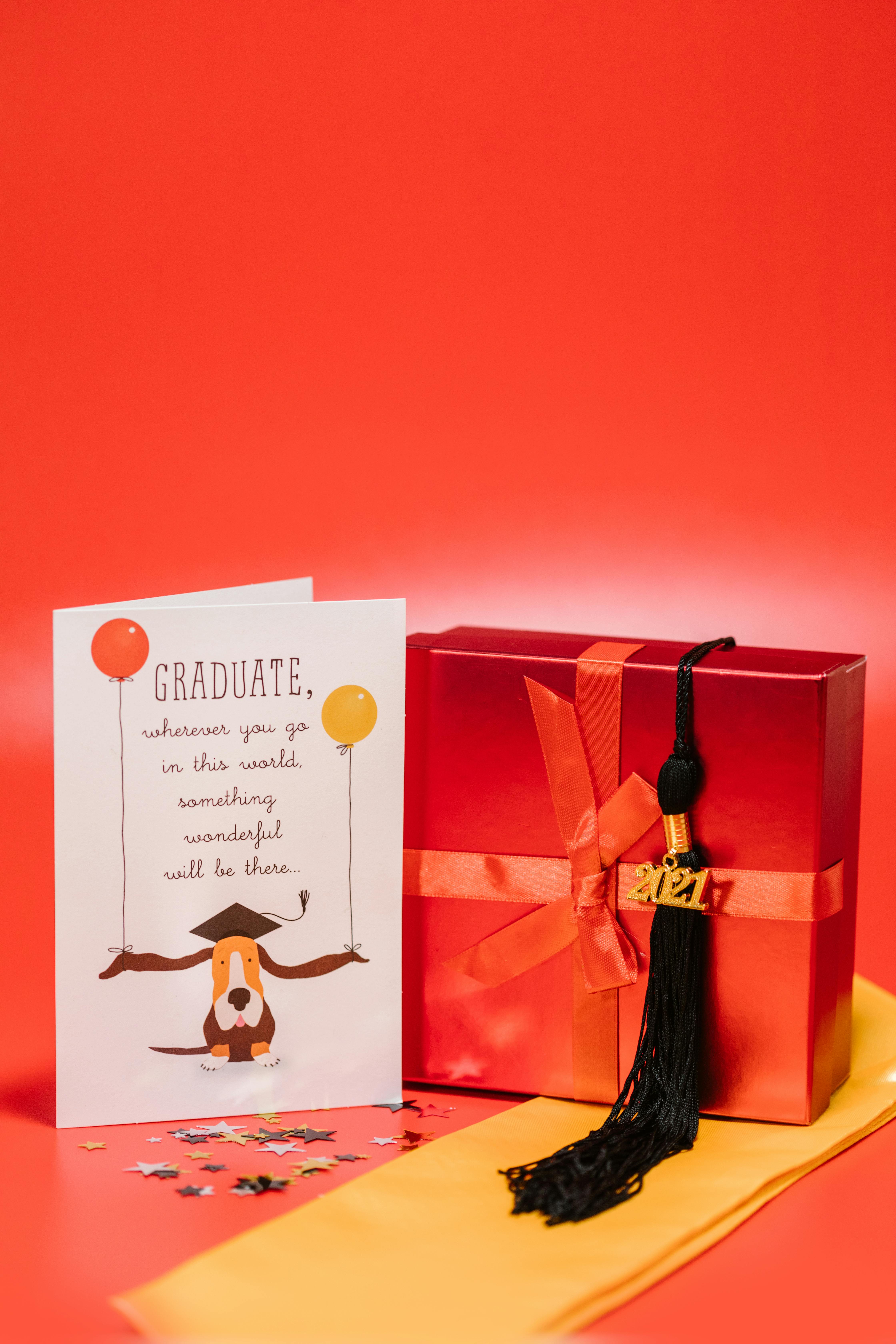 10,000+ Best Graduation Hat Photos · 100% Free Download · Pexels Stock ...