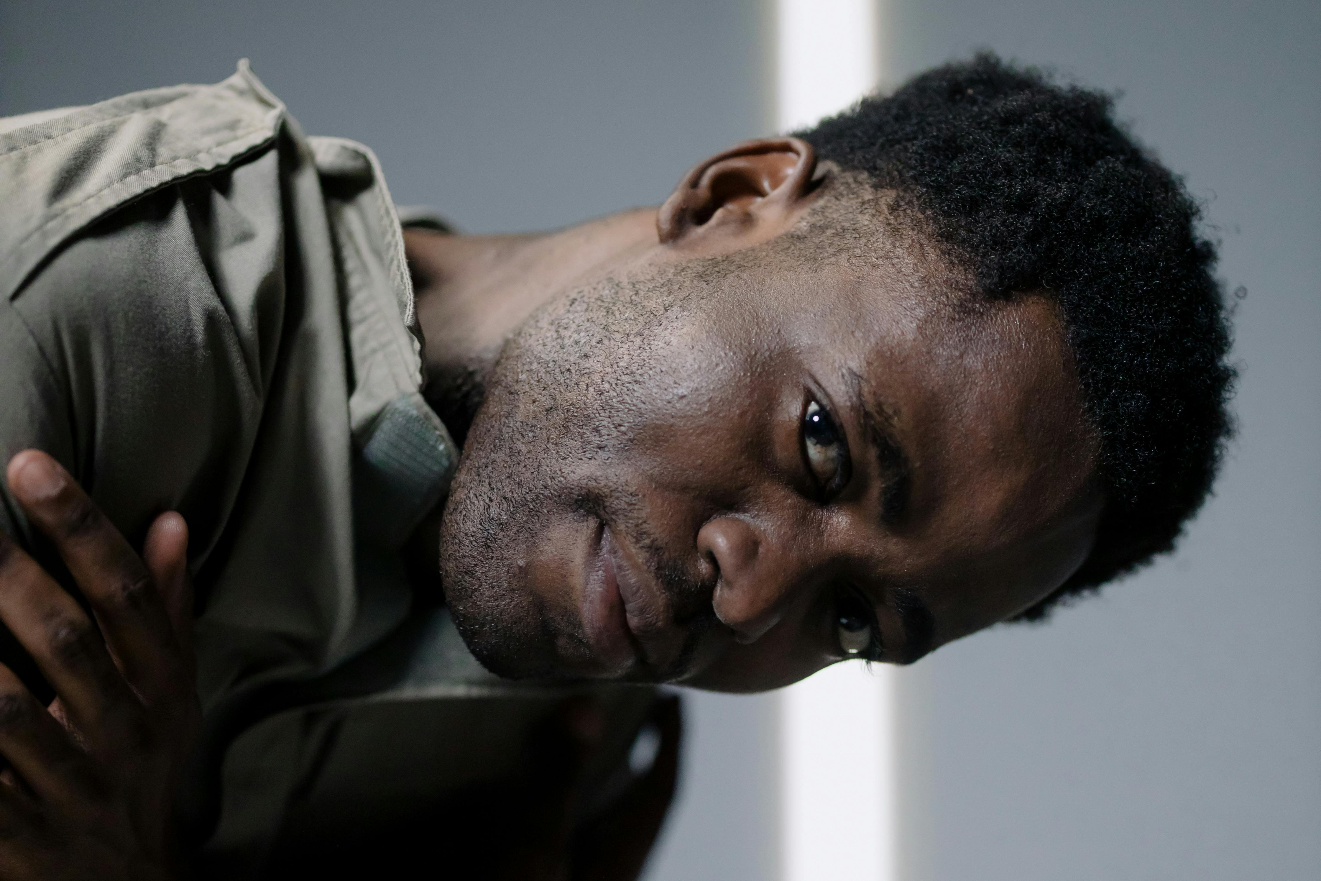 Man Leaning Forward in Close Up Photography · Free Stock Photo