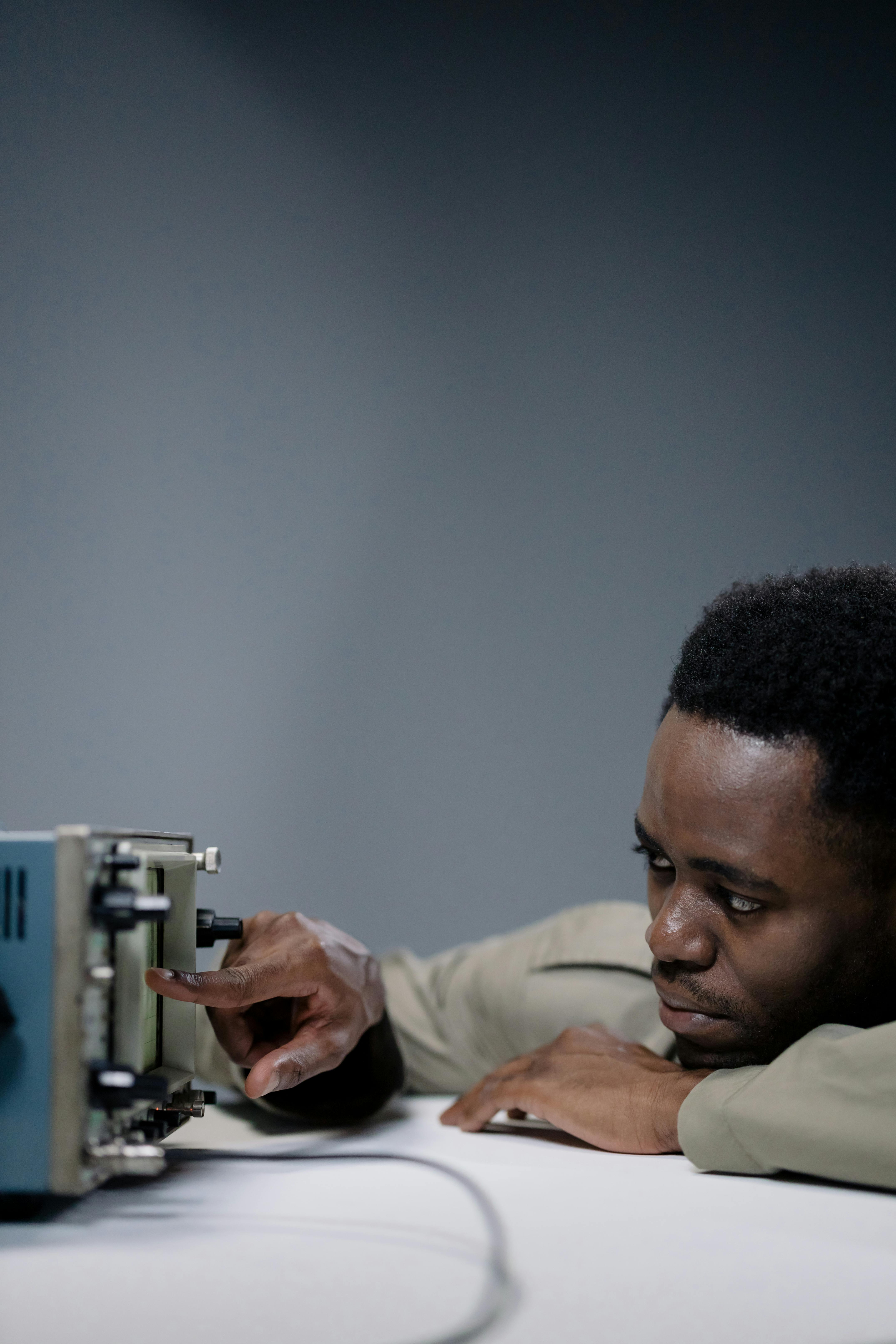 Oscilloscope Photos, Download The BEST Free Oscilloscope Stock Photos ...