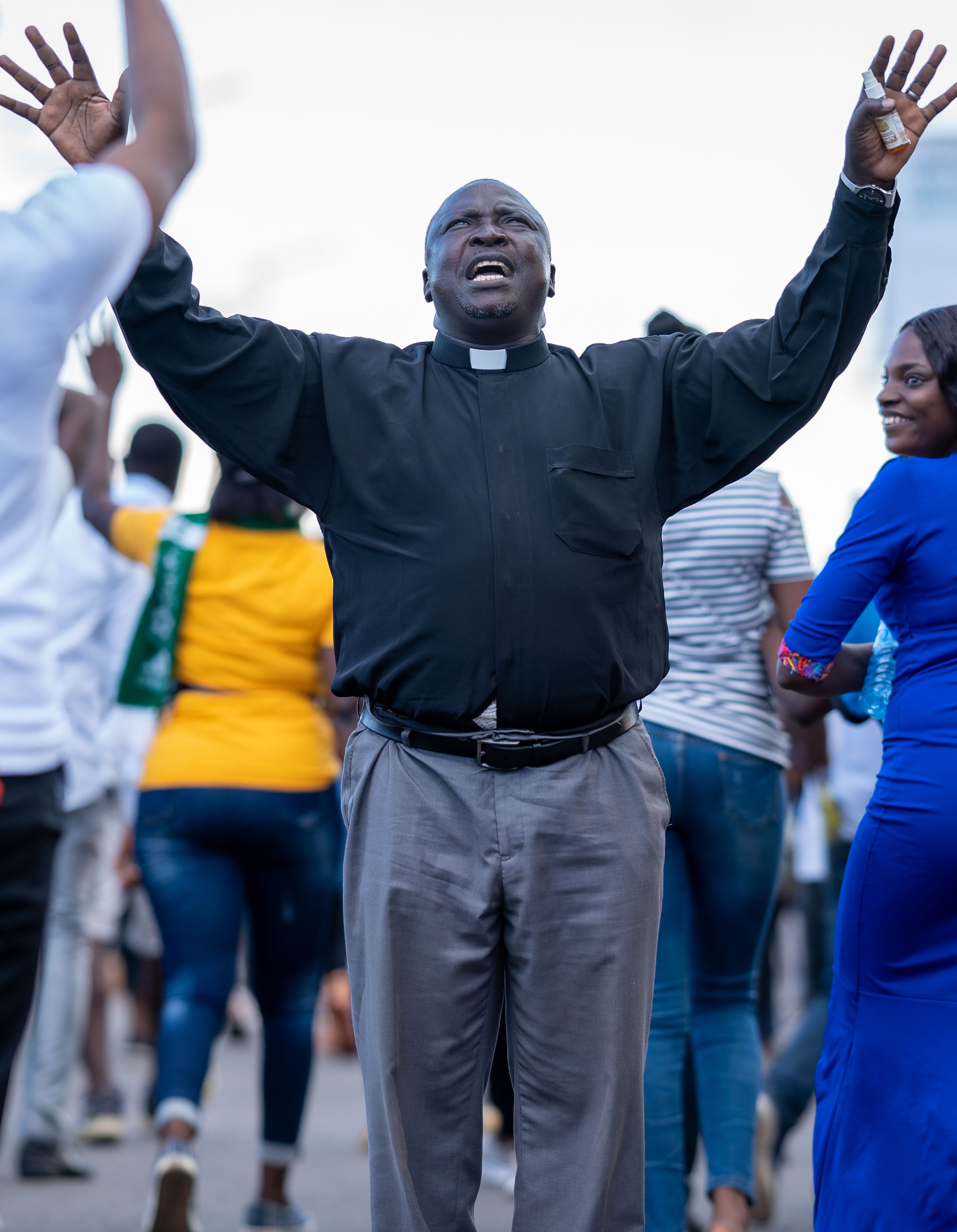 Praising Photos, Download The BEST Free Praising Stock Photos & HD Images