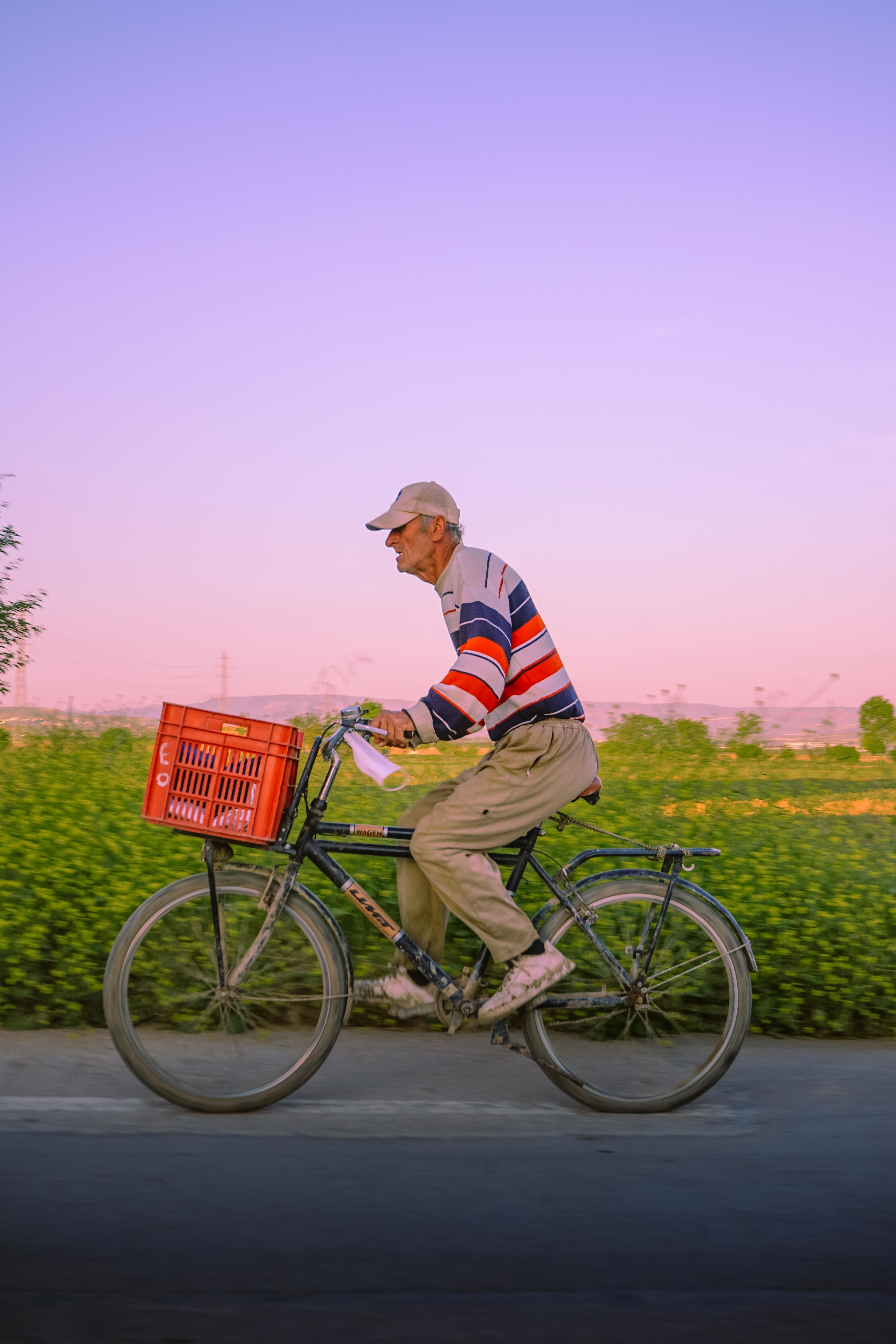 Man Wearing a Cap and a Long Sleeve · Free Stock Photo