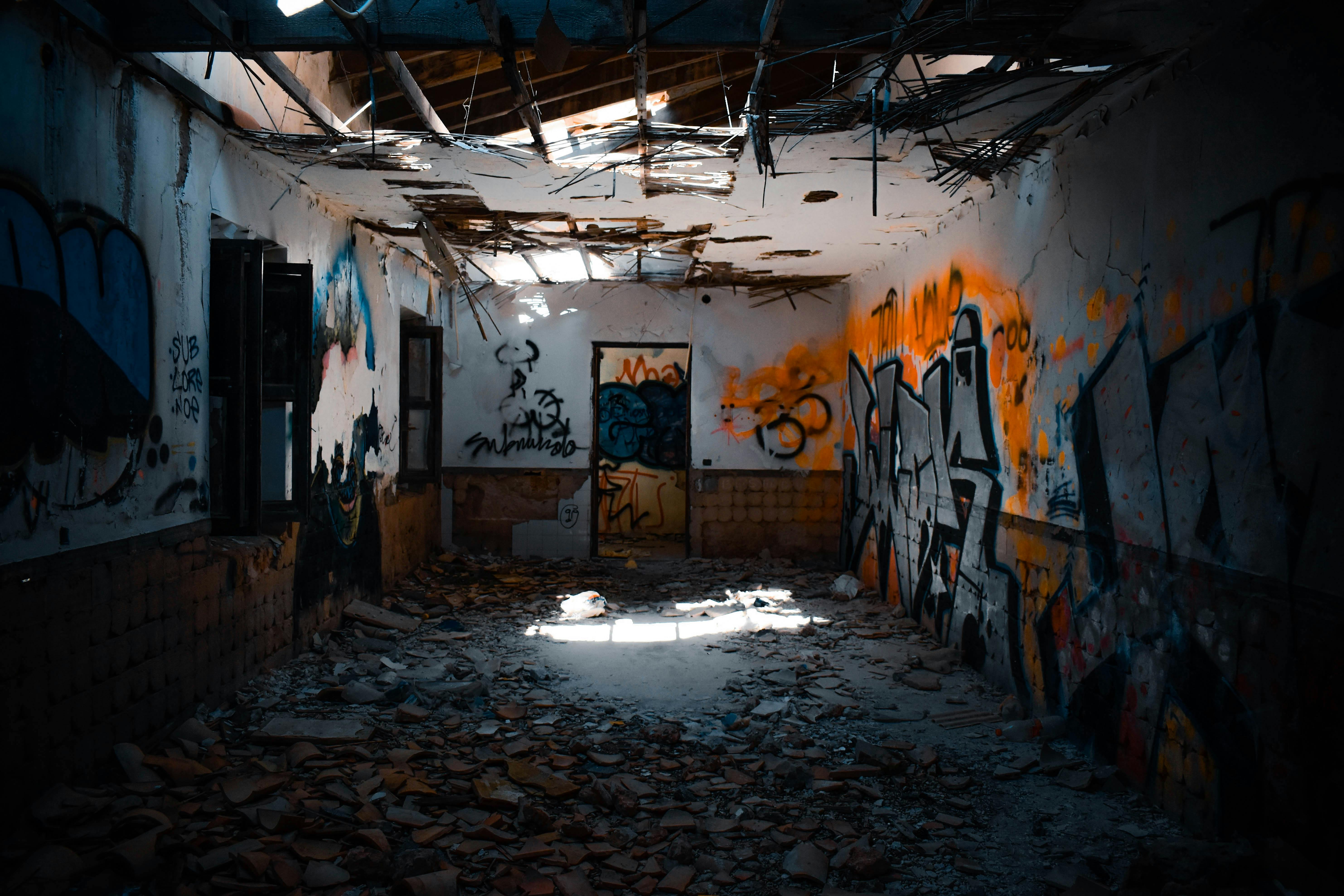 An Abandoned Building · Free Stock Photo