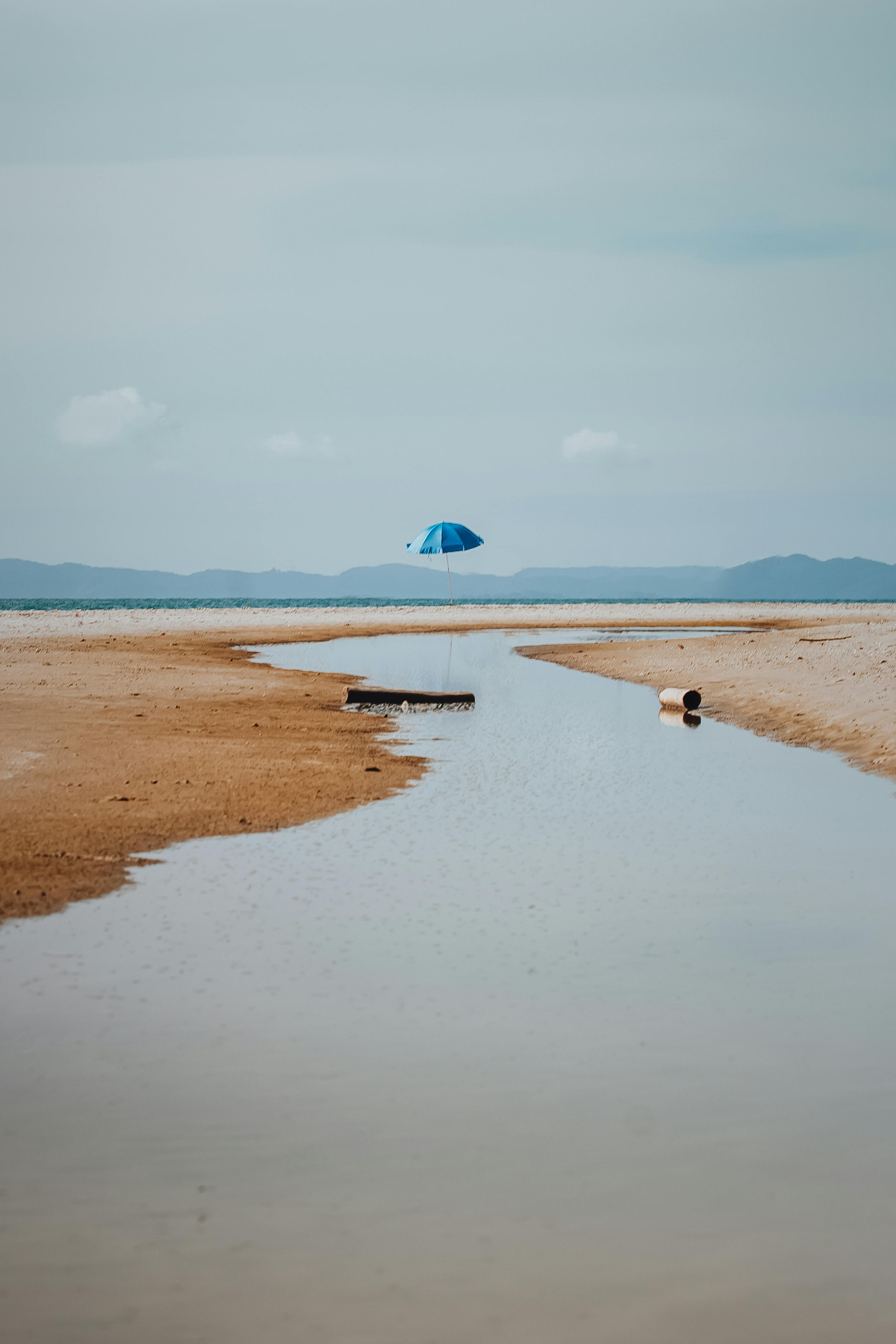 Water on Sand Beach · Free Stock Photo