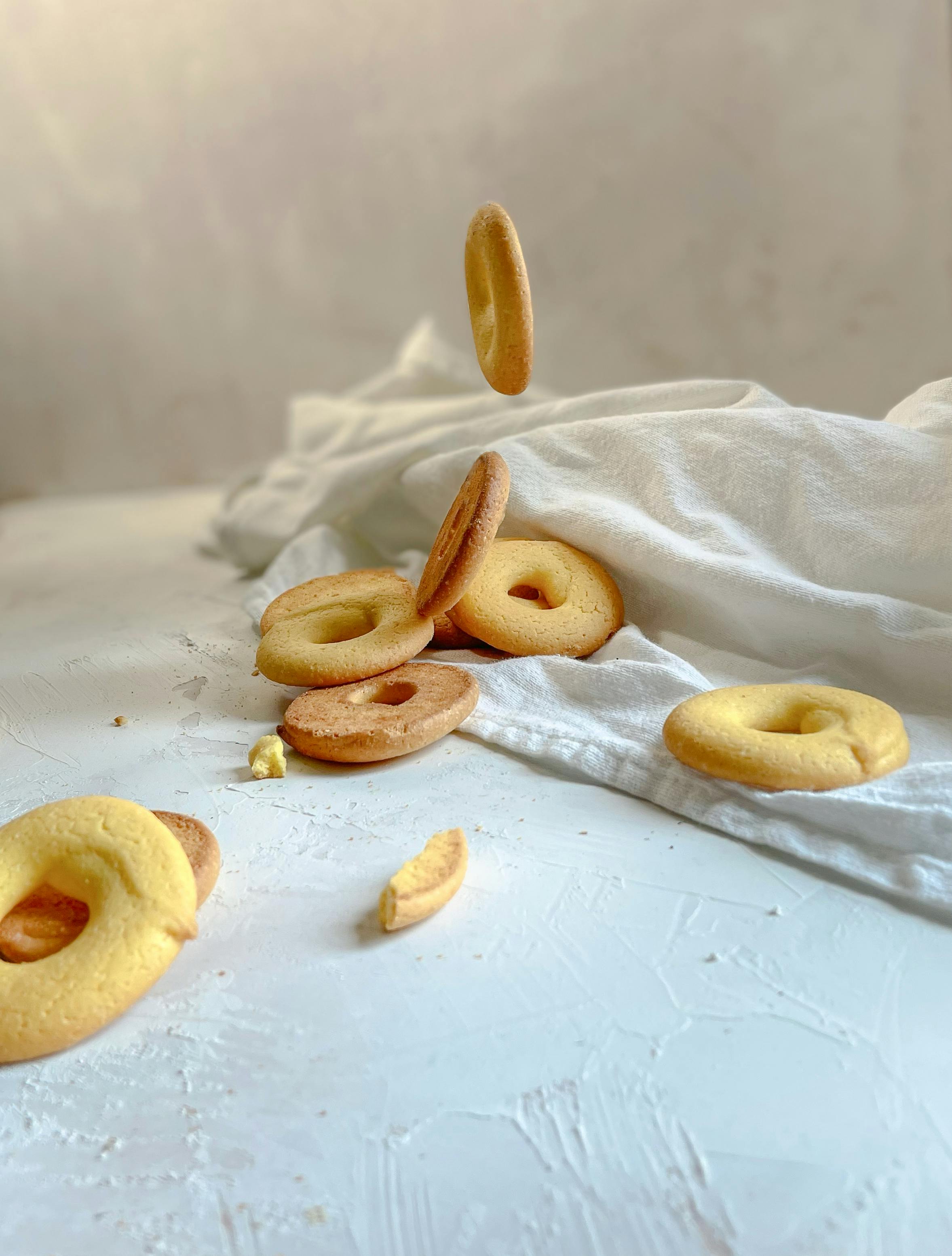 Close-Up Shot of Biscuits · Free Stock Photo