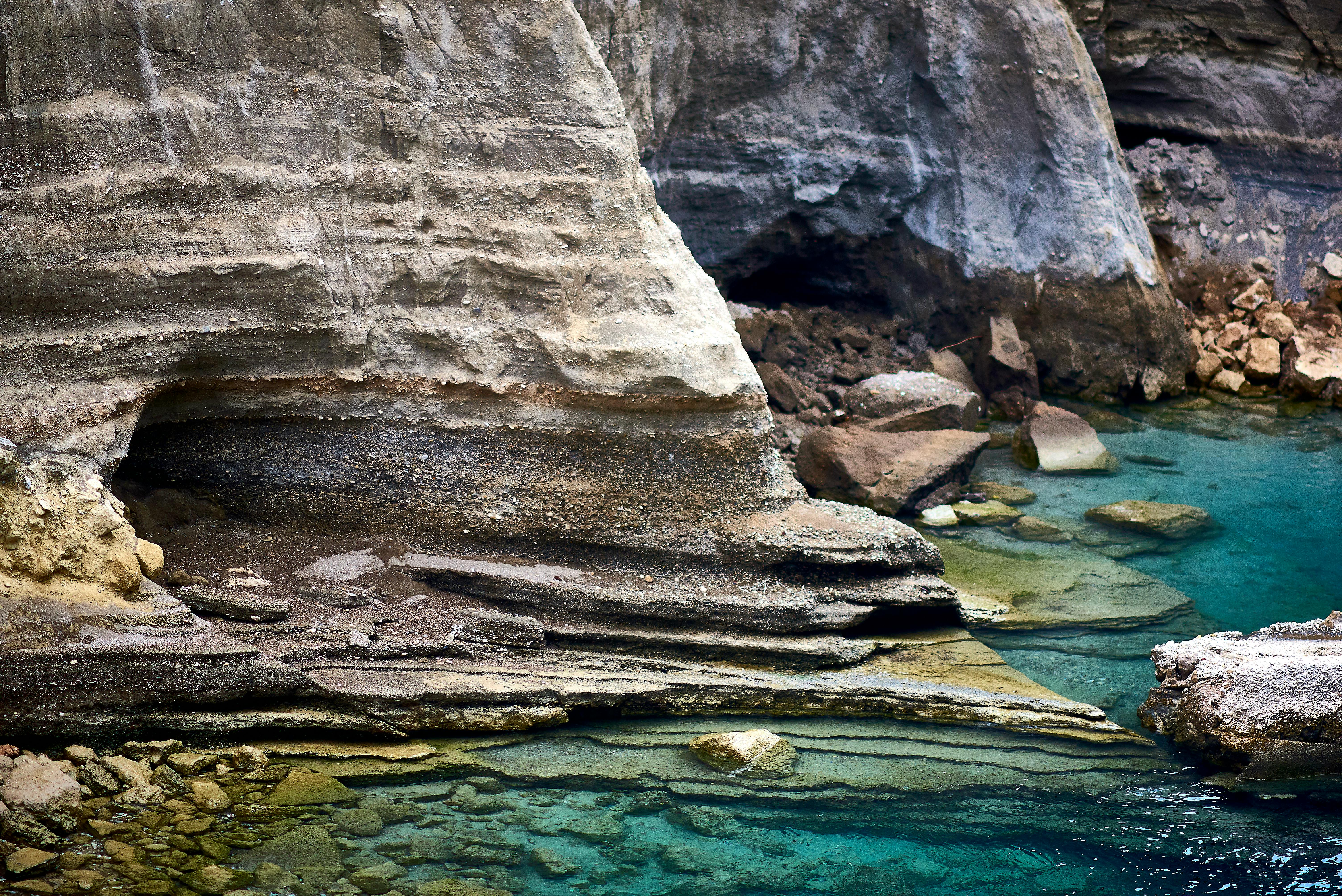 Beautiful Rock Formations on Seashore · Free Stock Photo