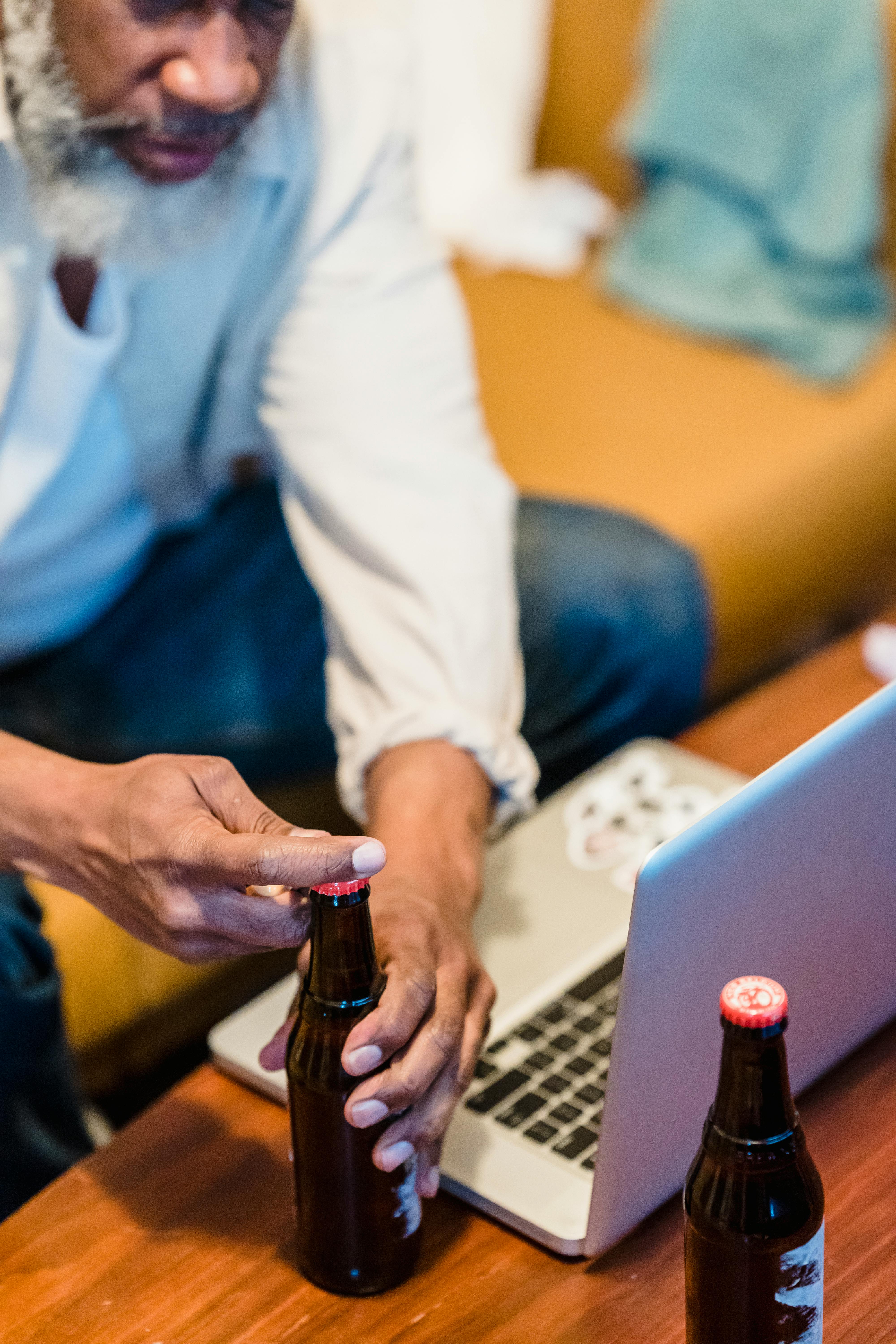 A Person Browsing on the Internet · Free Stock Photo