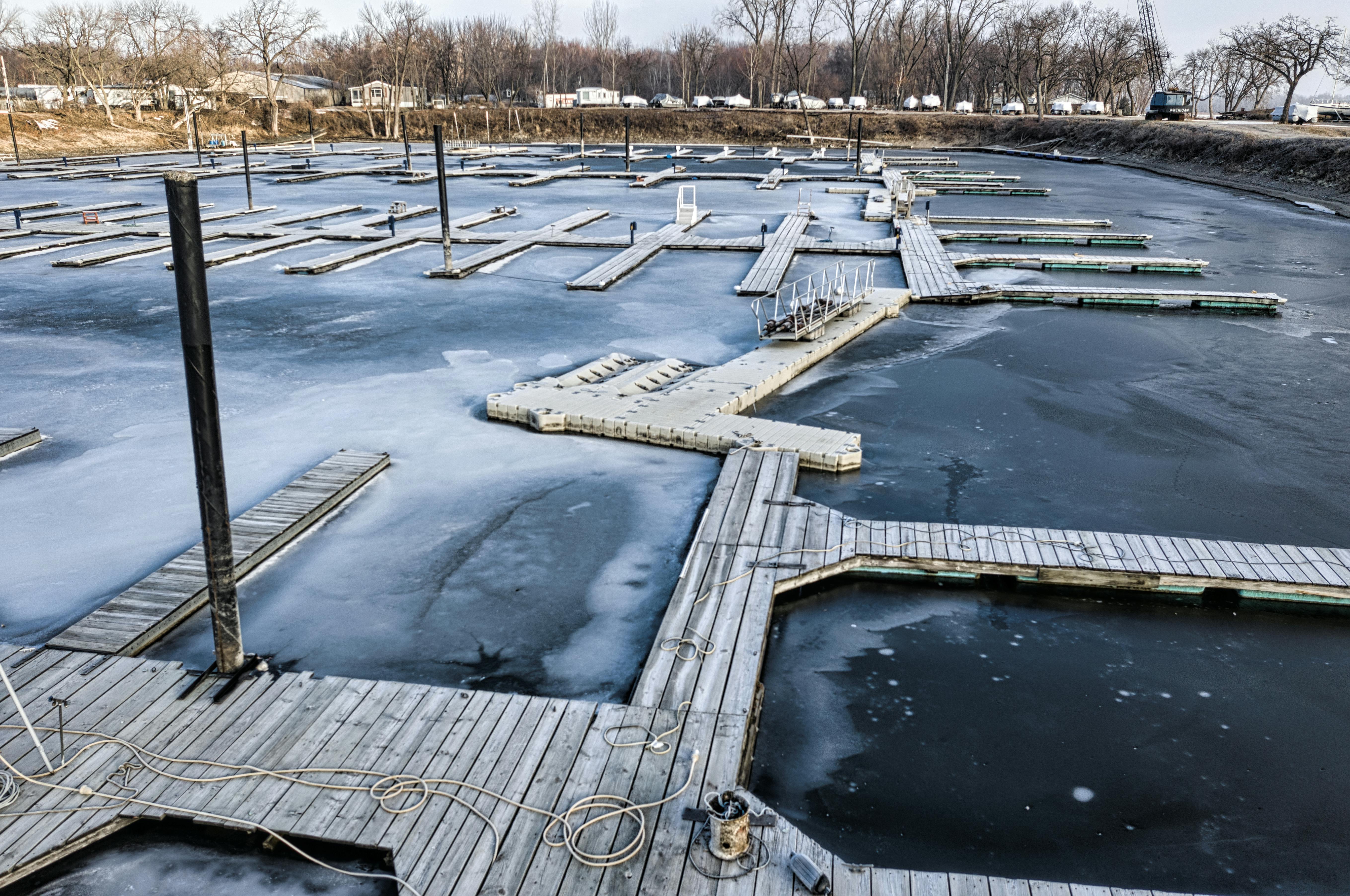 A Maze of Piers on a Frozen Lake · Free Stock Photo