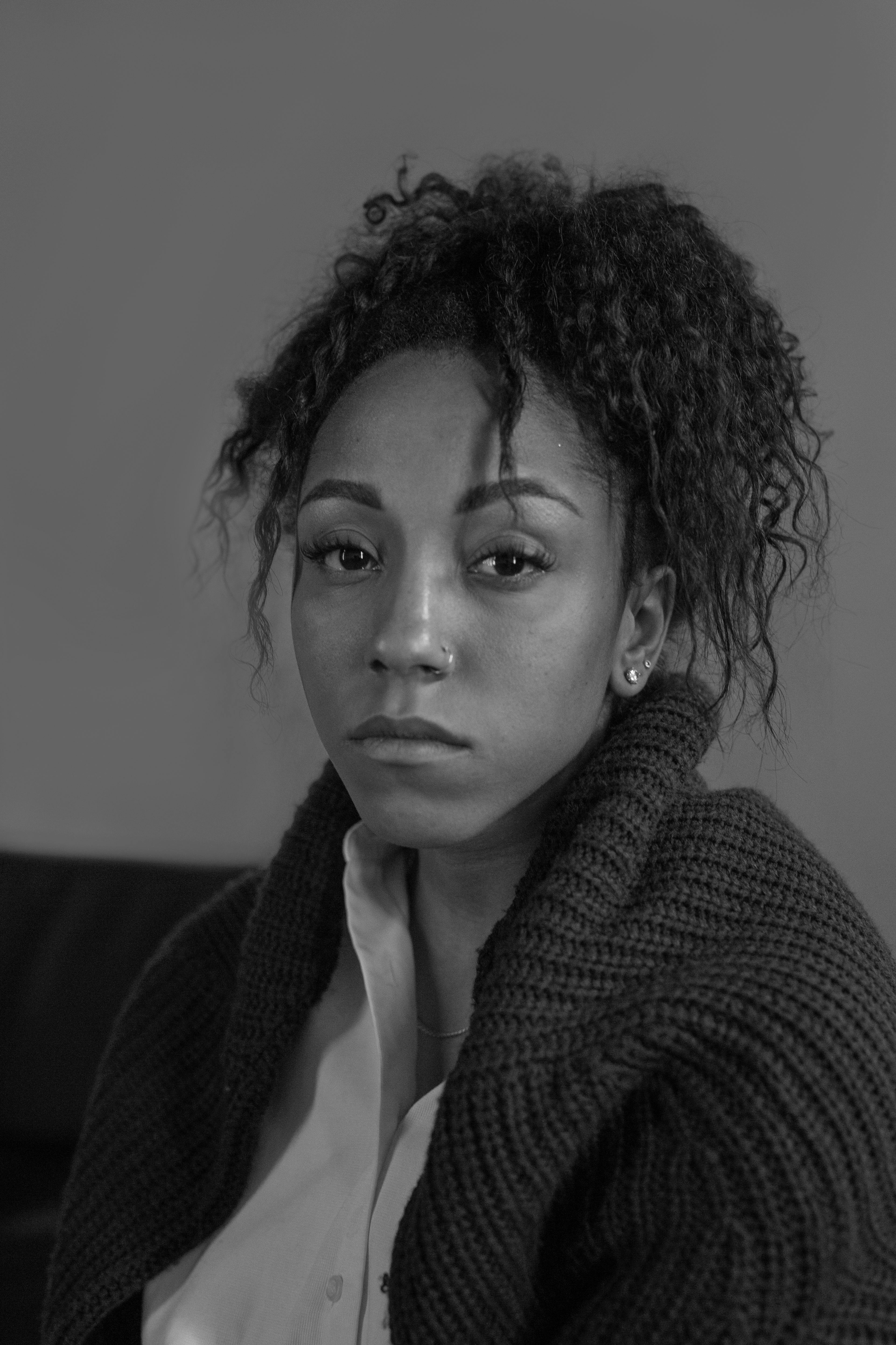 Grayscale Cardigan Photos, Download The BEST Free Grayscale Cardigan ...