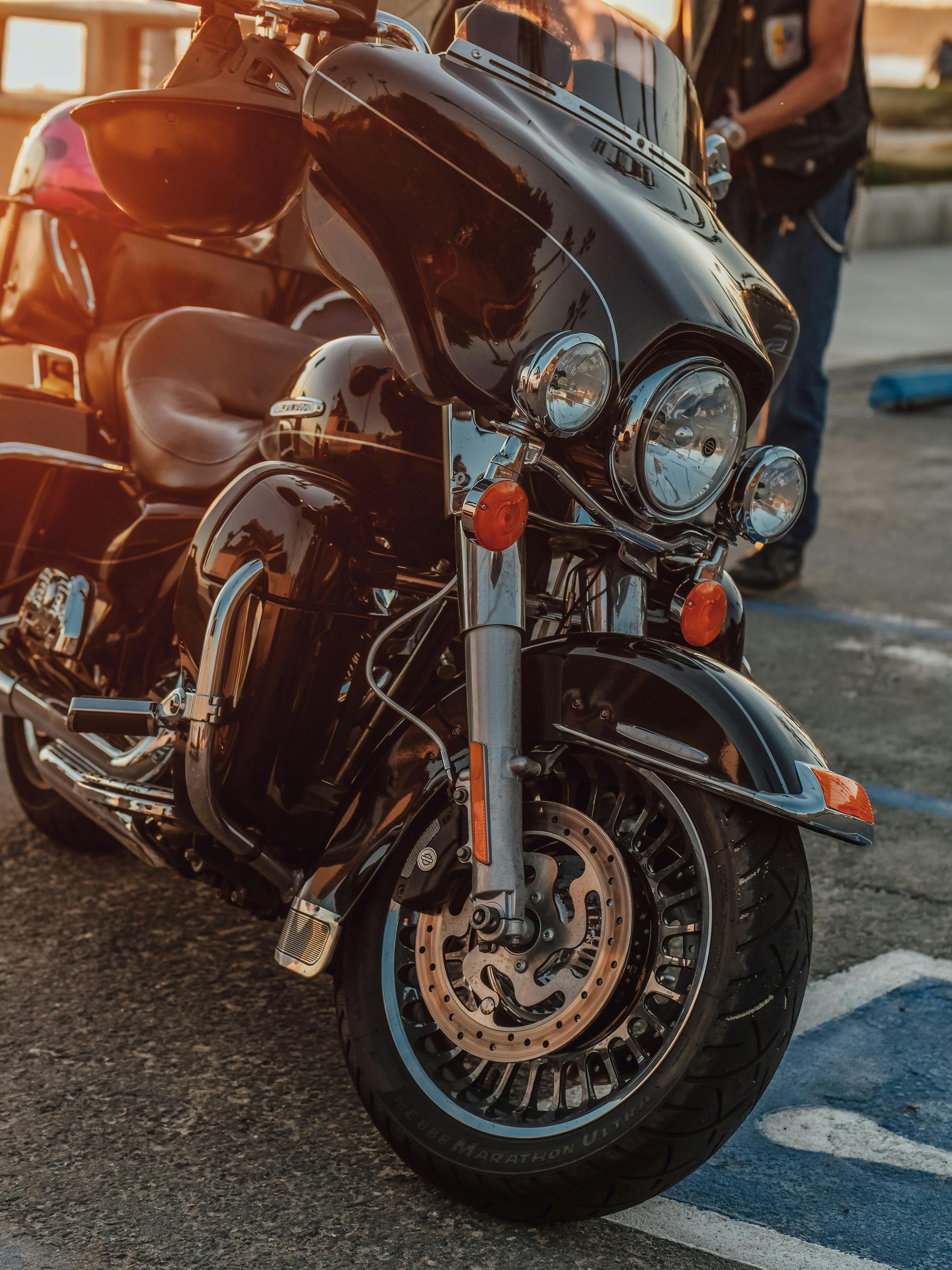 Motorcycle with Shiny Black Paint · Free Stock Photo