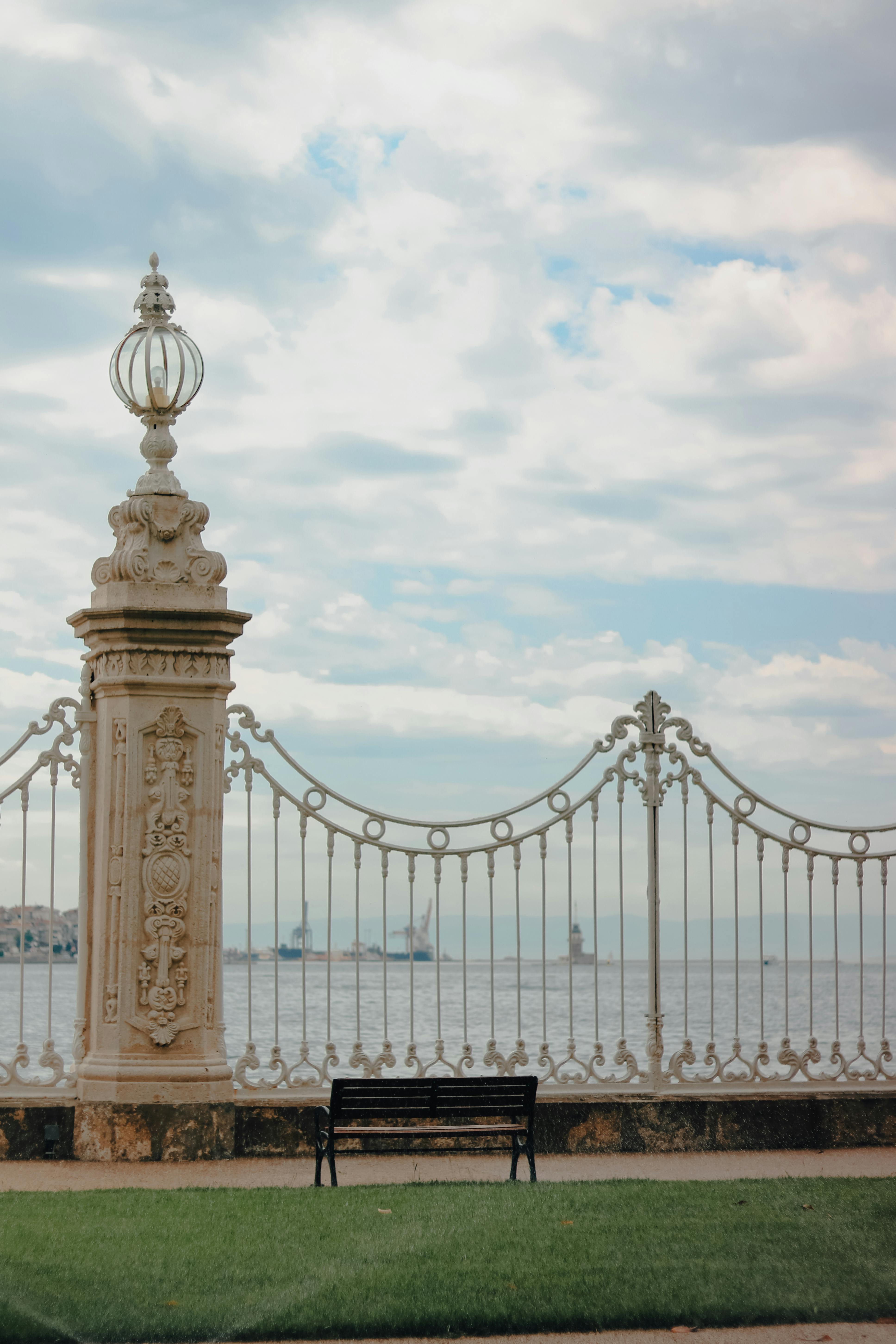 A Bench at the Dolmabahçe Palace in Istanbul · Free Stock Photo