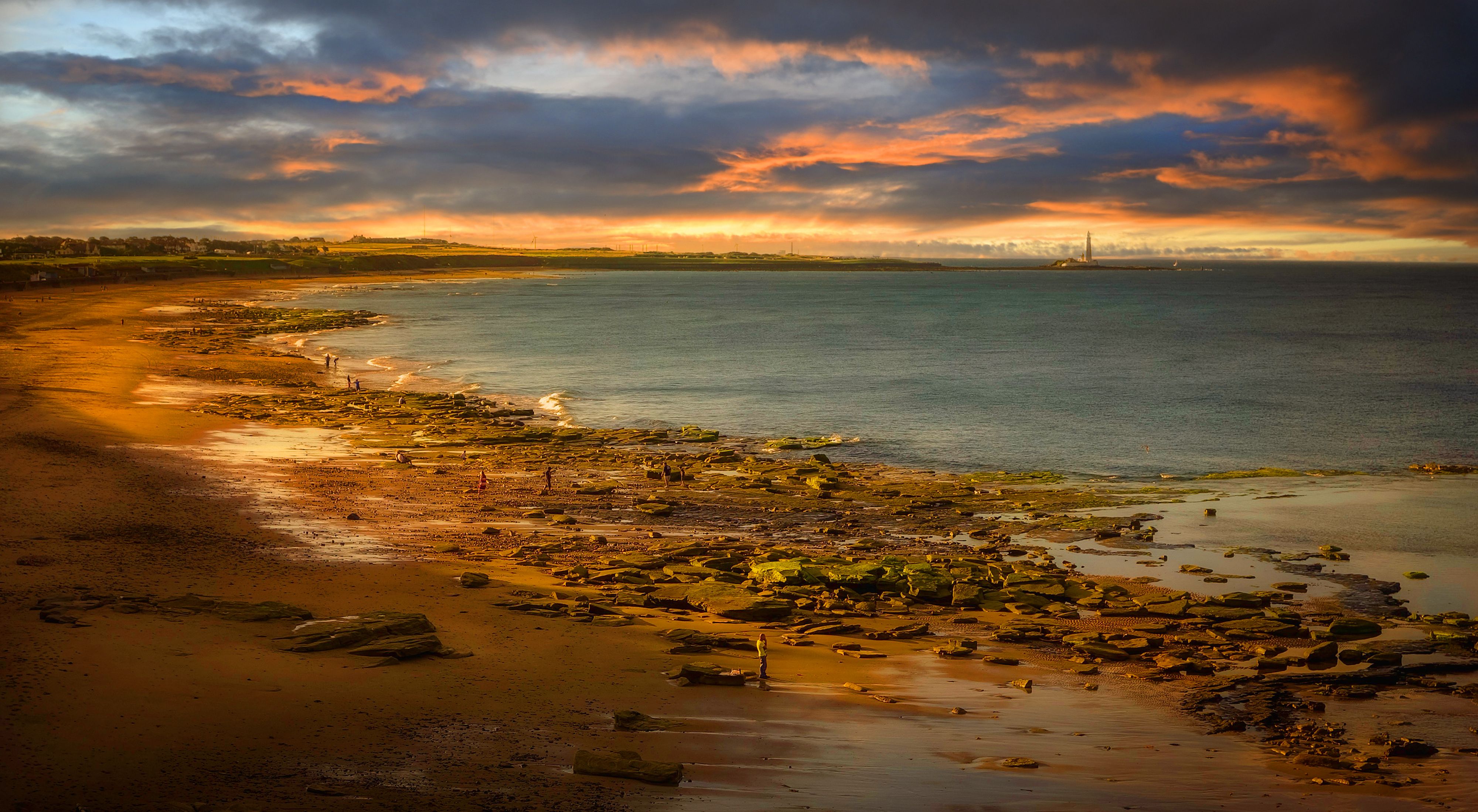 Panorama of Sand Beach on Sunset · Free Stock Photo