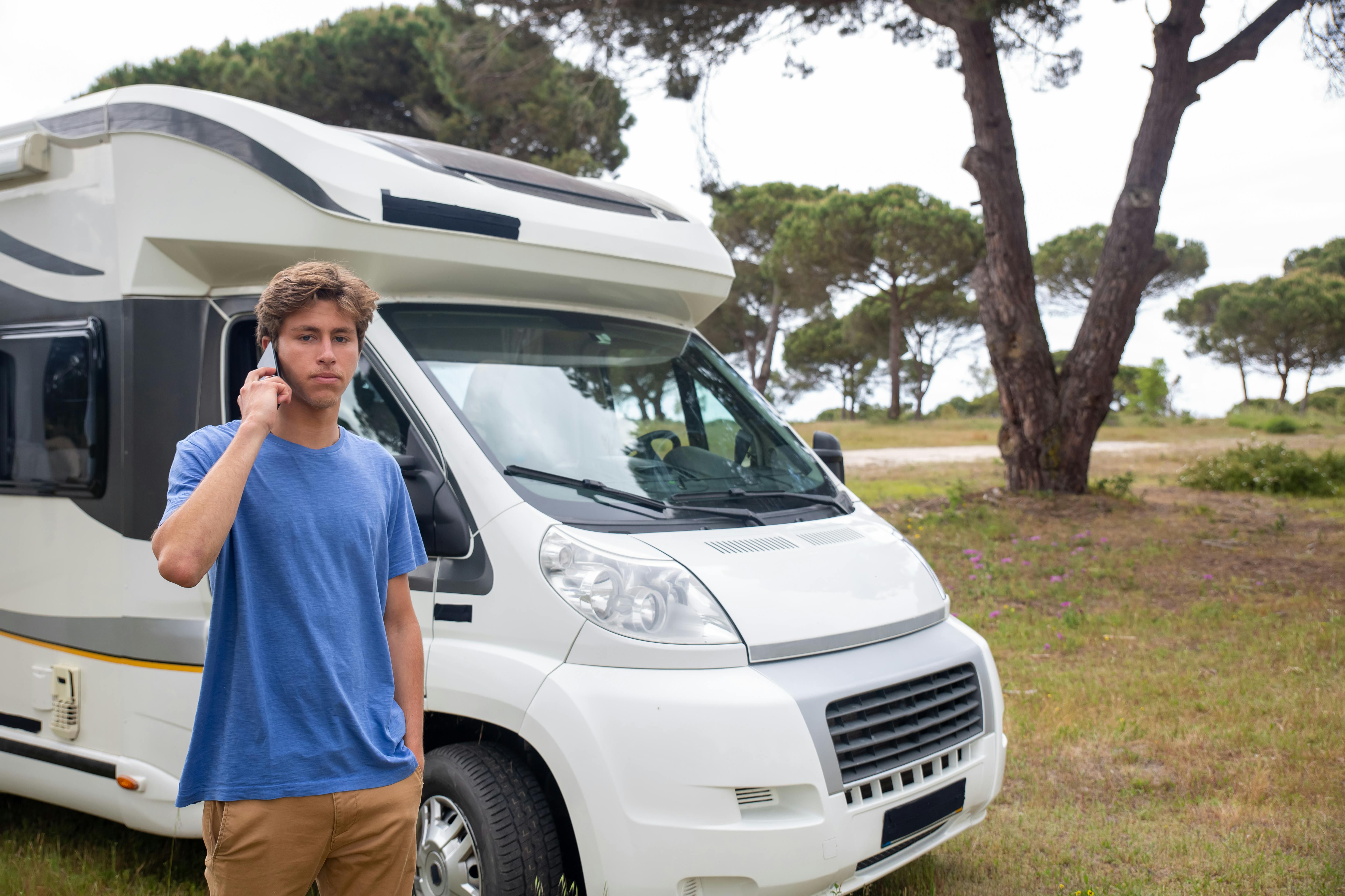 Young Phone Call Landscape Photos, Download The BEST Free Young Phone ...