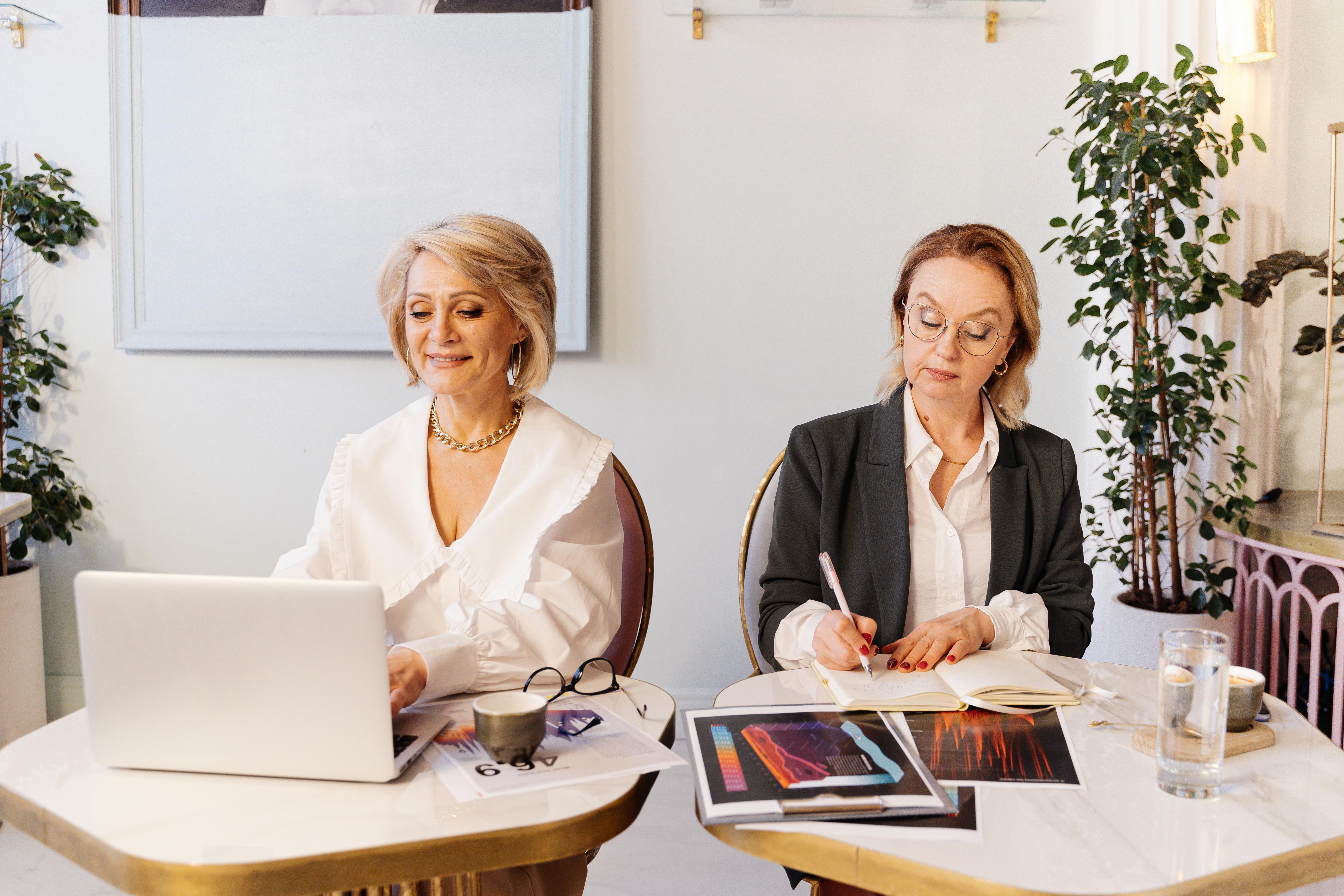 Women at Work · Free Stock Photo