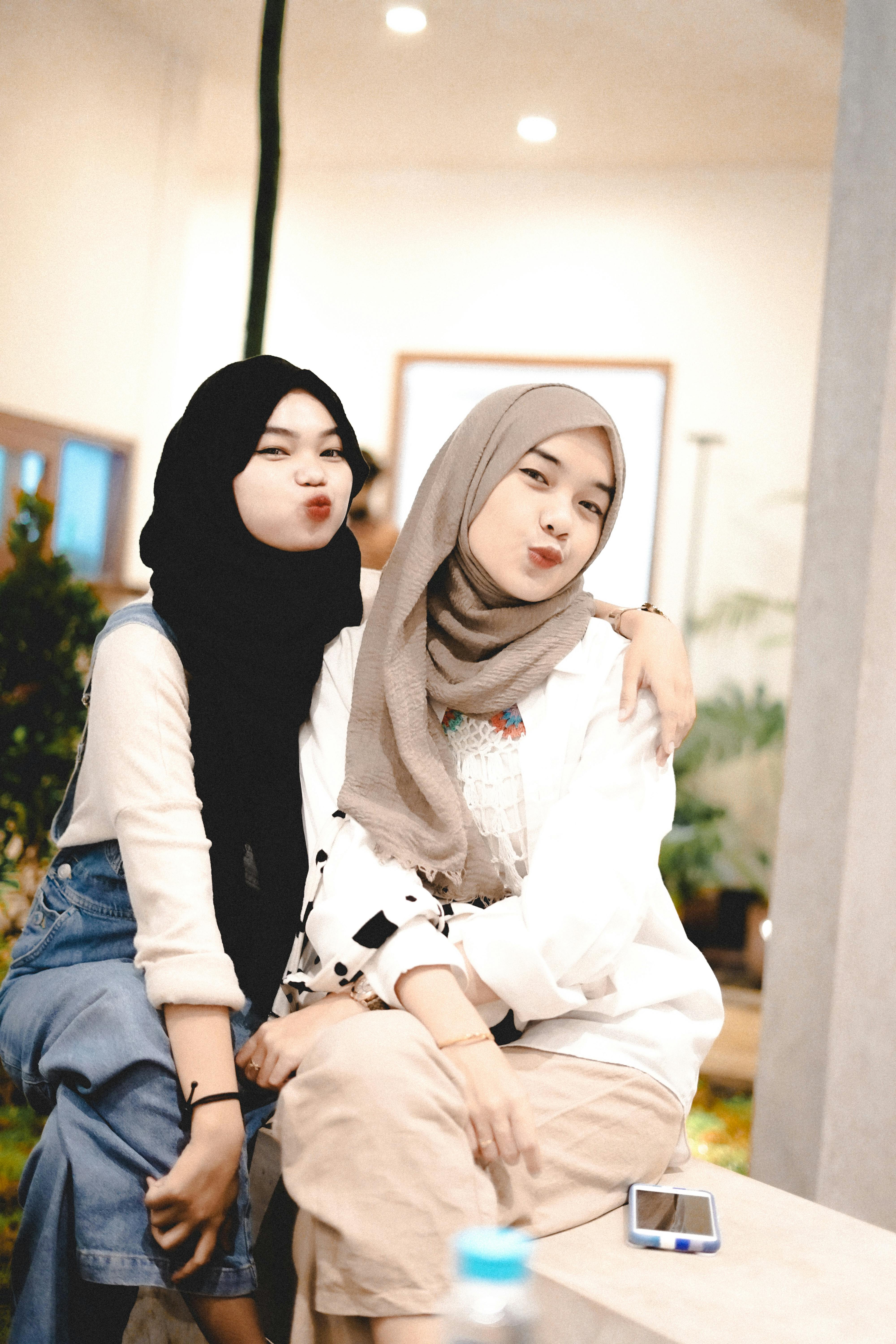 Foto stok gratis tentang #dalam, bergaya, berpose, berpose santai ...