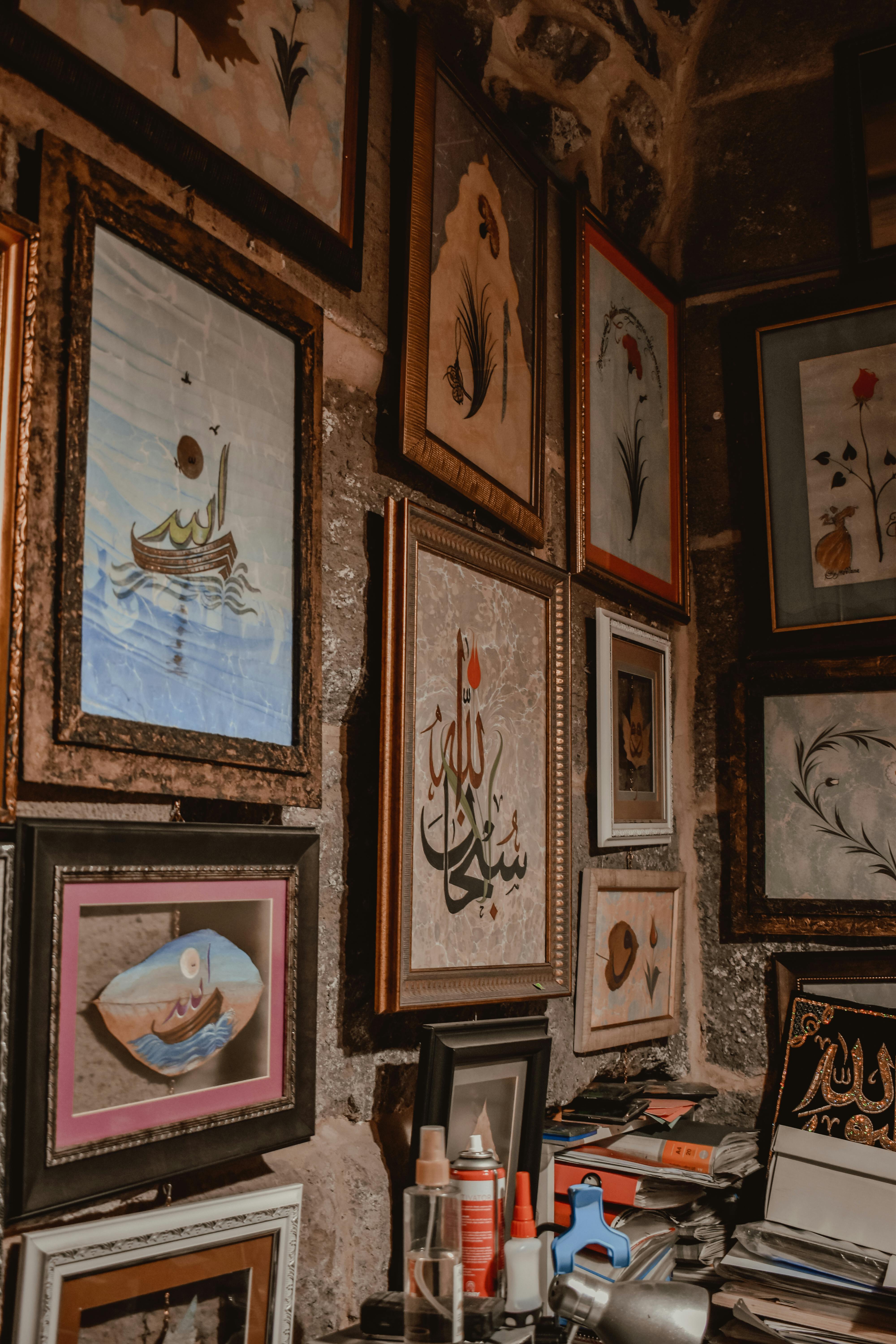 Variety of Paintings on the Wall · Free Stock Photo