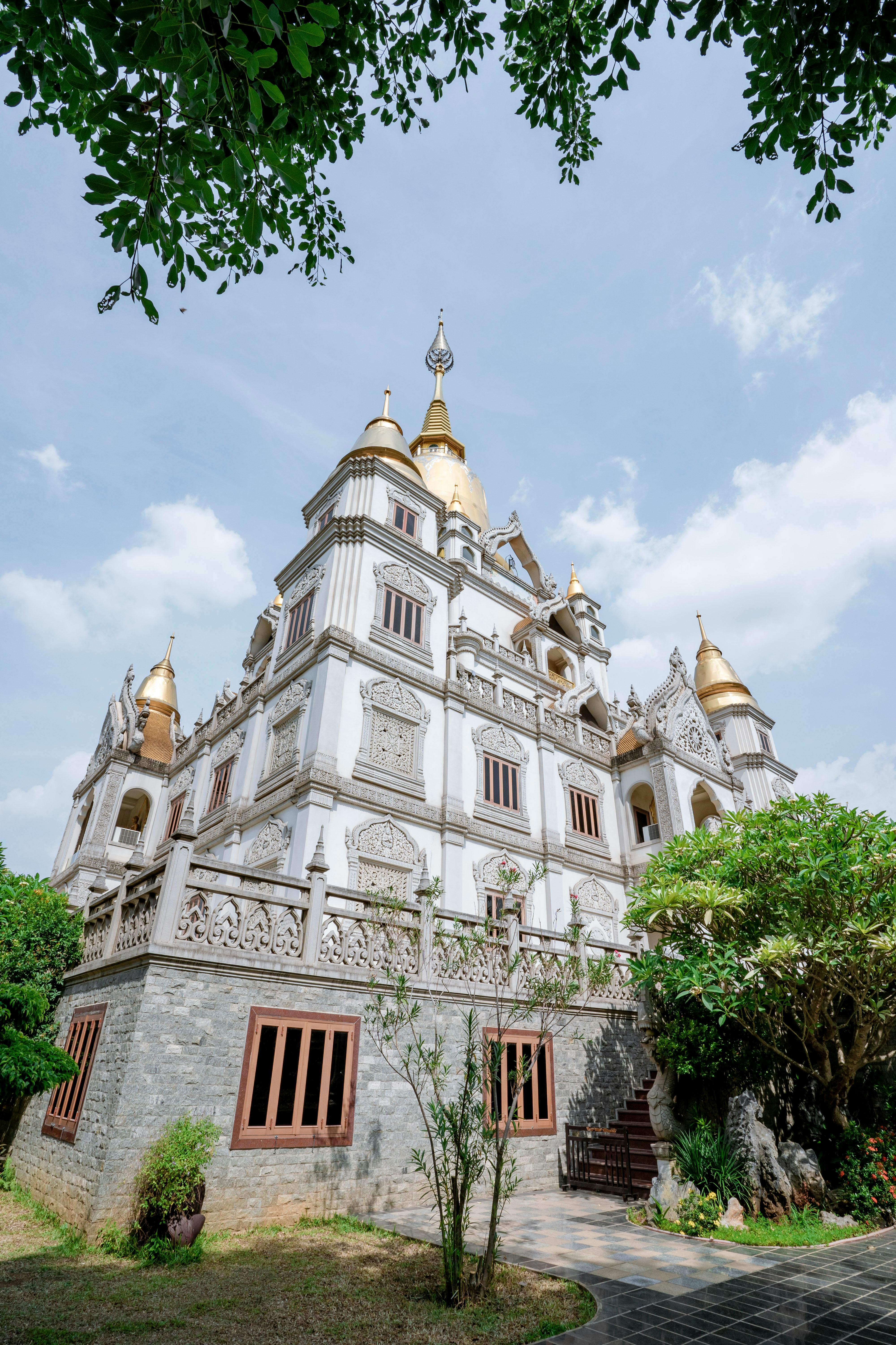 Palace with Gold Towers · Free Stock Photo