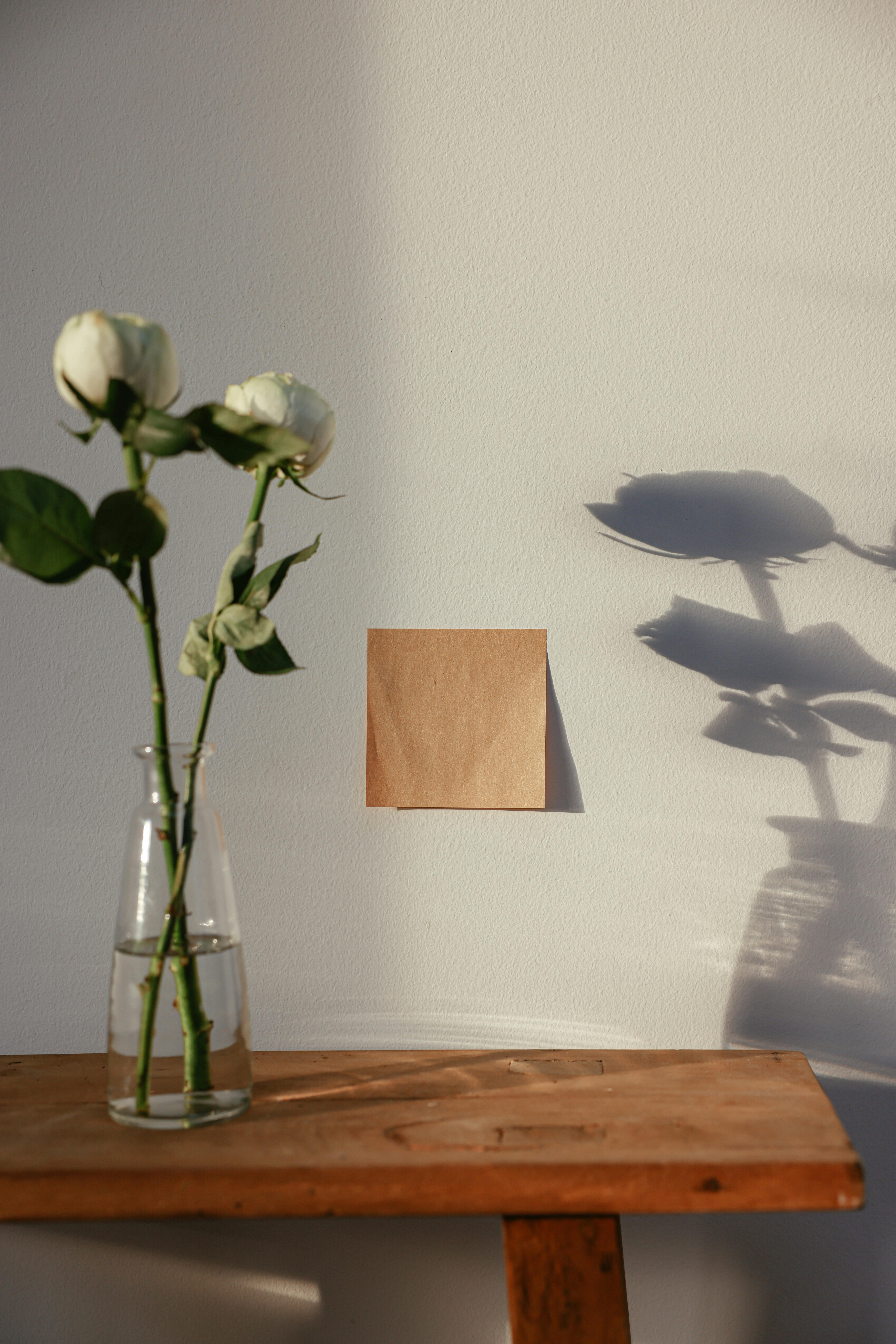 A Brown Sticky Note on the Wall · Free Stock Photo