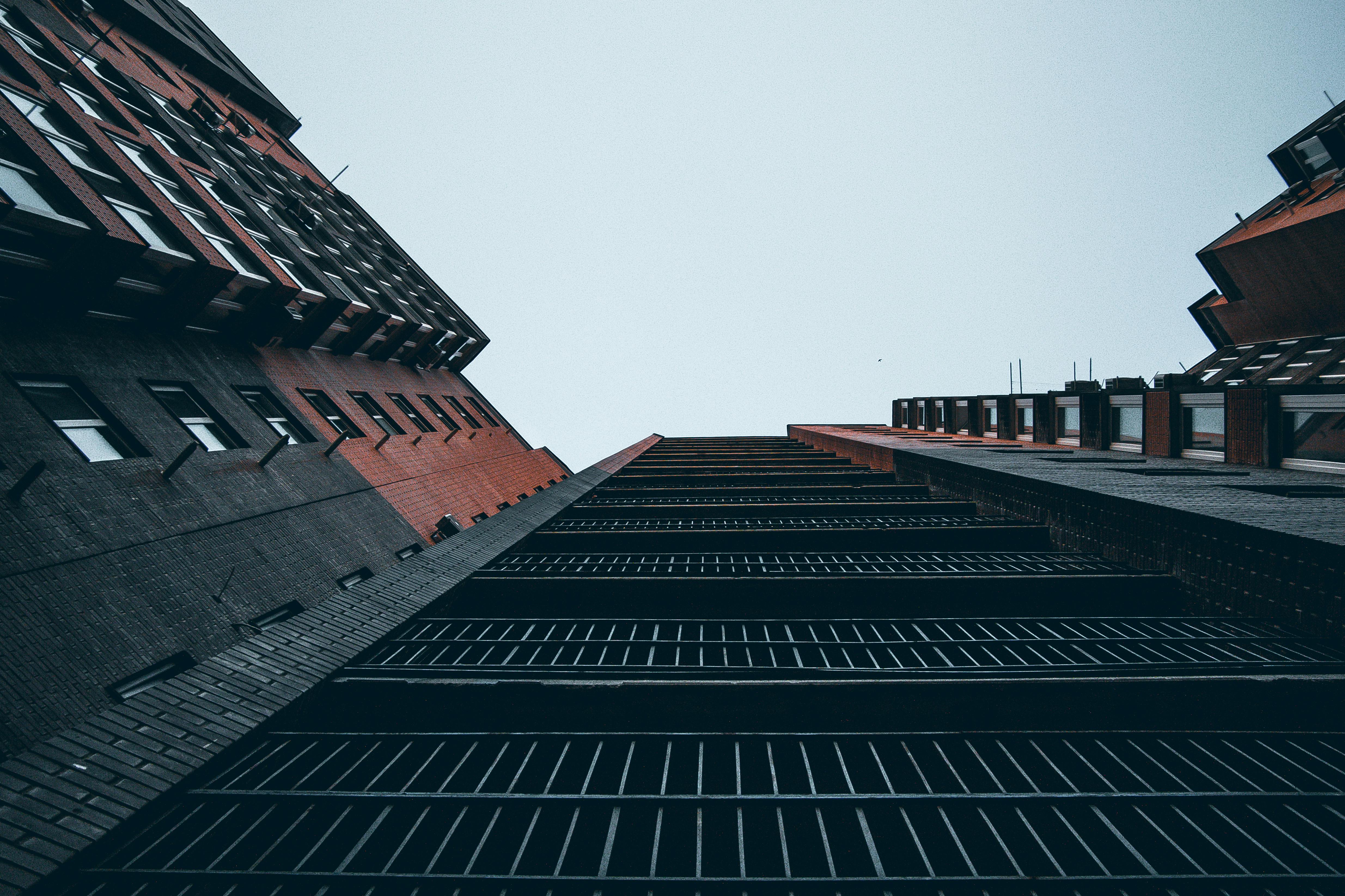Low-angle Photography of Red Concrete House · Free Stock Photo