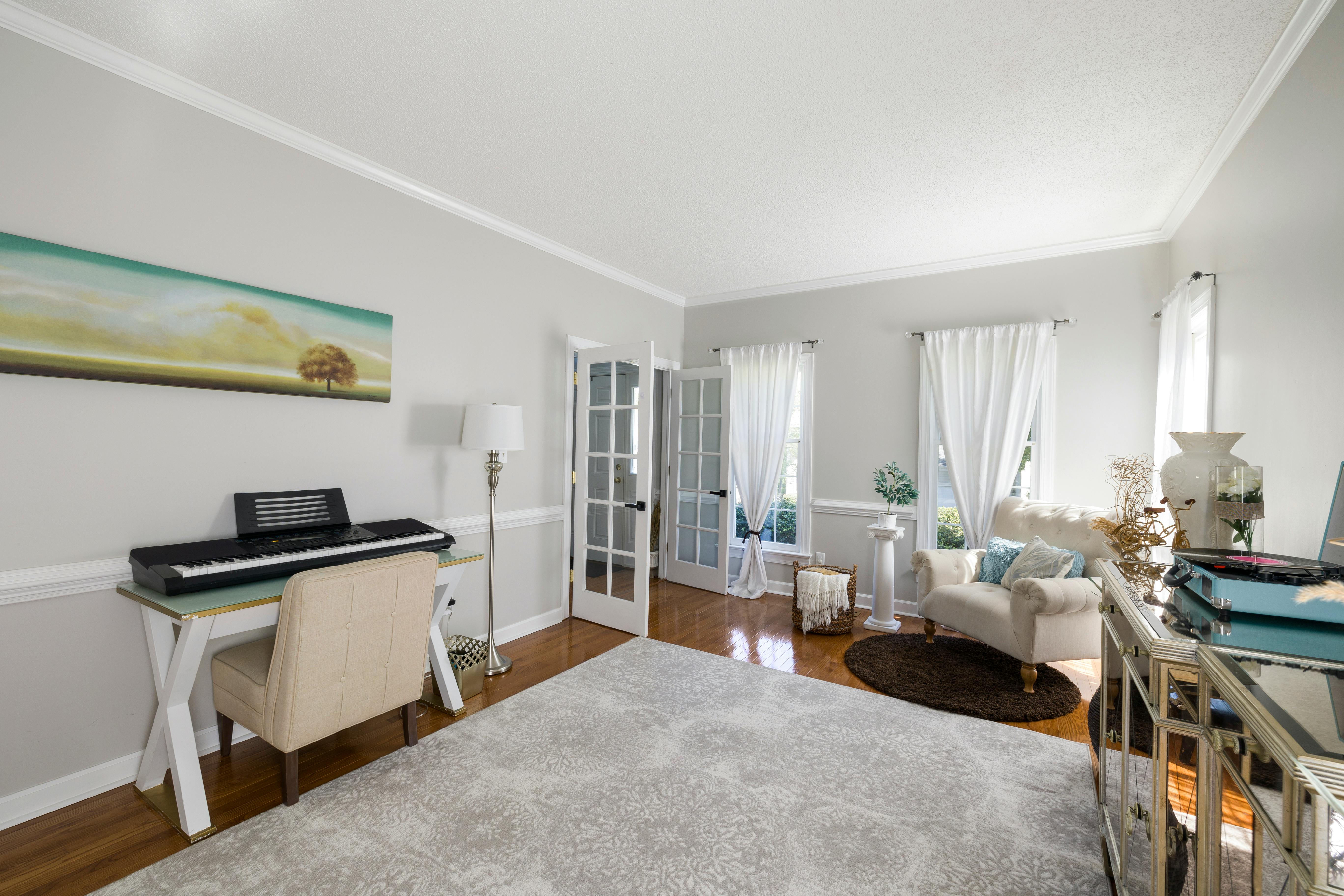 Interior Design of a Spacious Home · Free Stock Photo