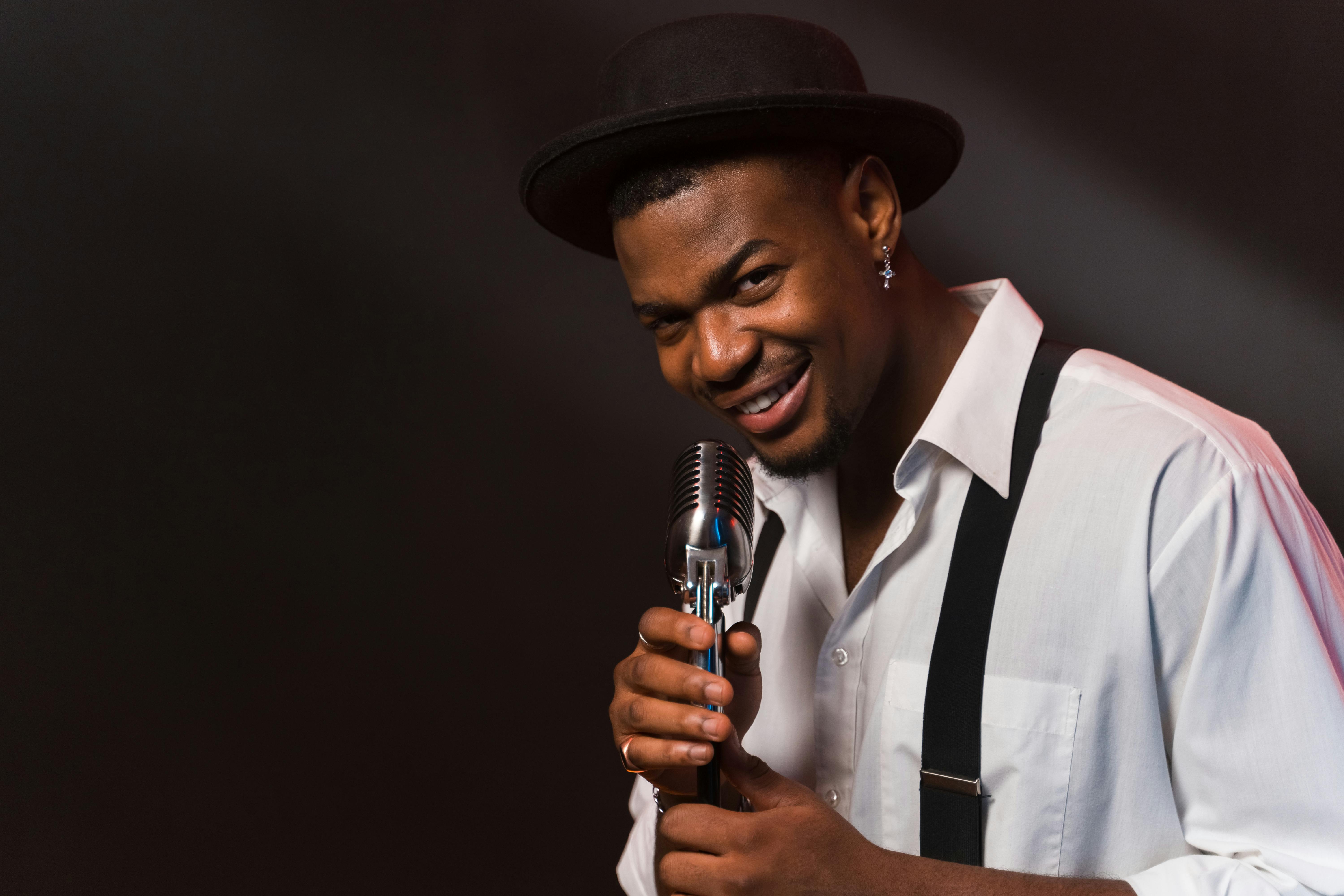 People Singing Together · Free Stock Photo