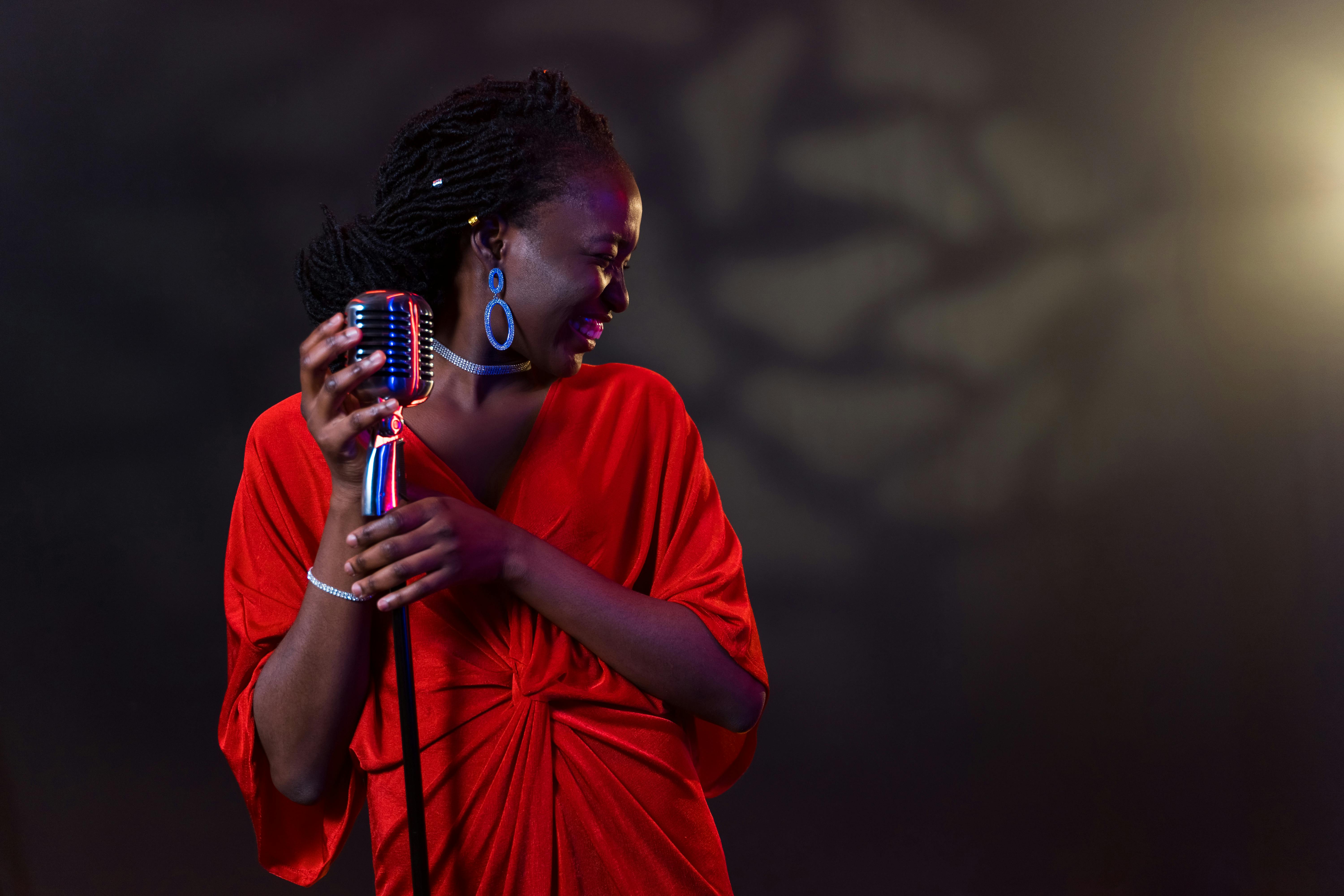 Red Microphone Photos, Download The BEST Free Red Microphone Stock ...