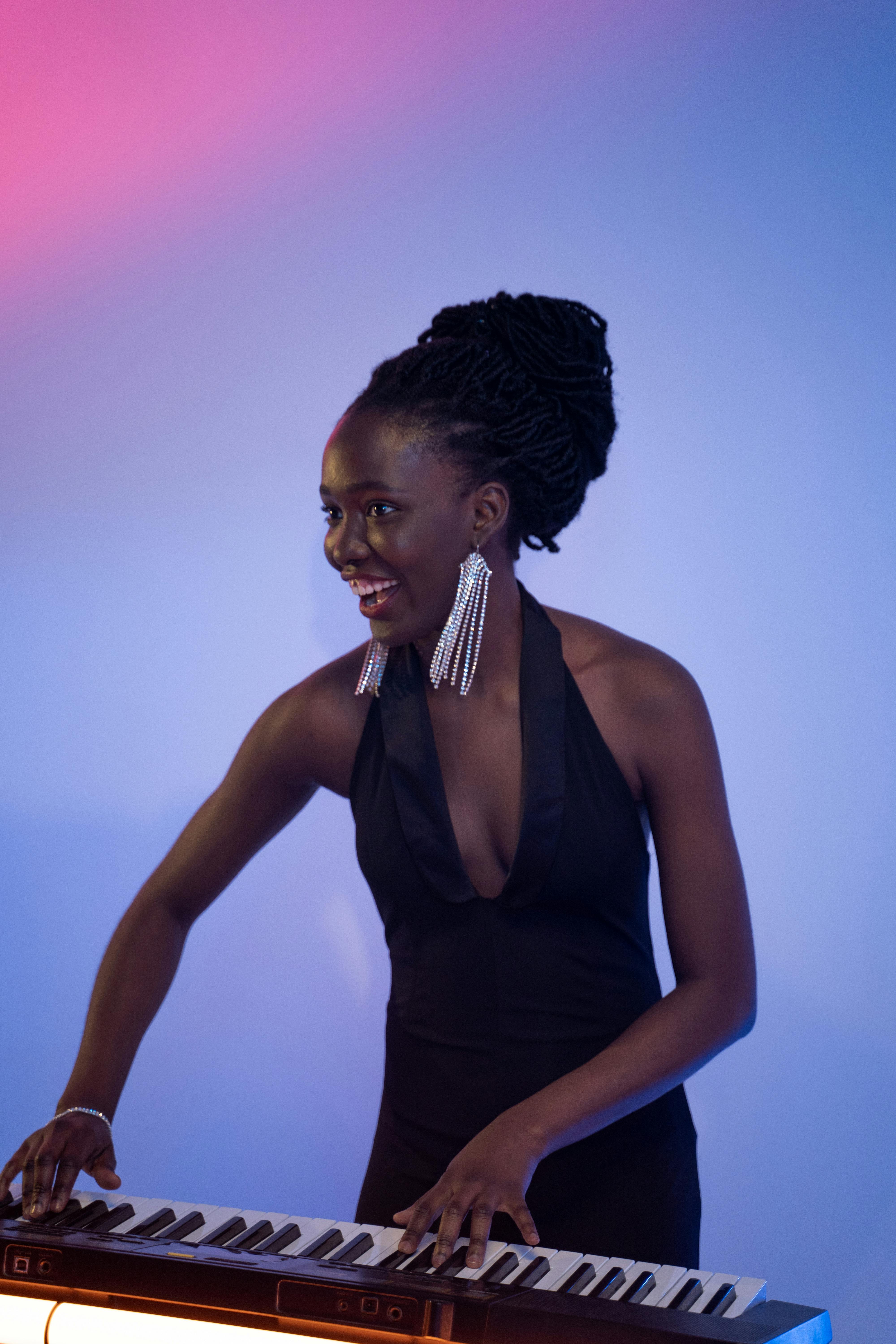 Keyboardist Photos, Download The BEST Free Keyboardist Stock Photos ...