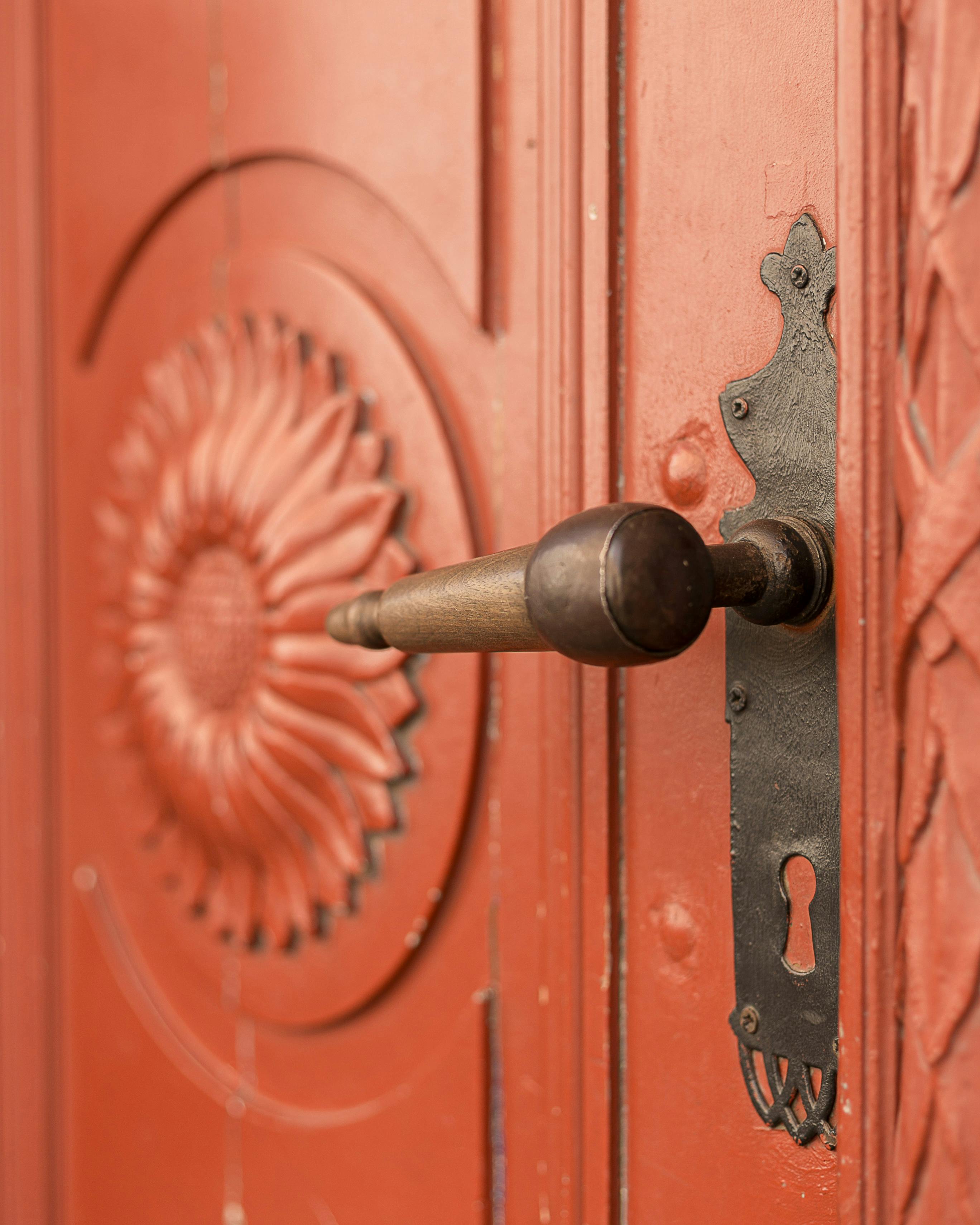 40+ Best Keyhole Photos · 100% Free Download · Pexels Stock Photos