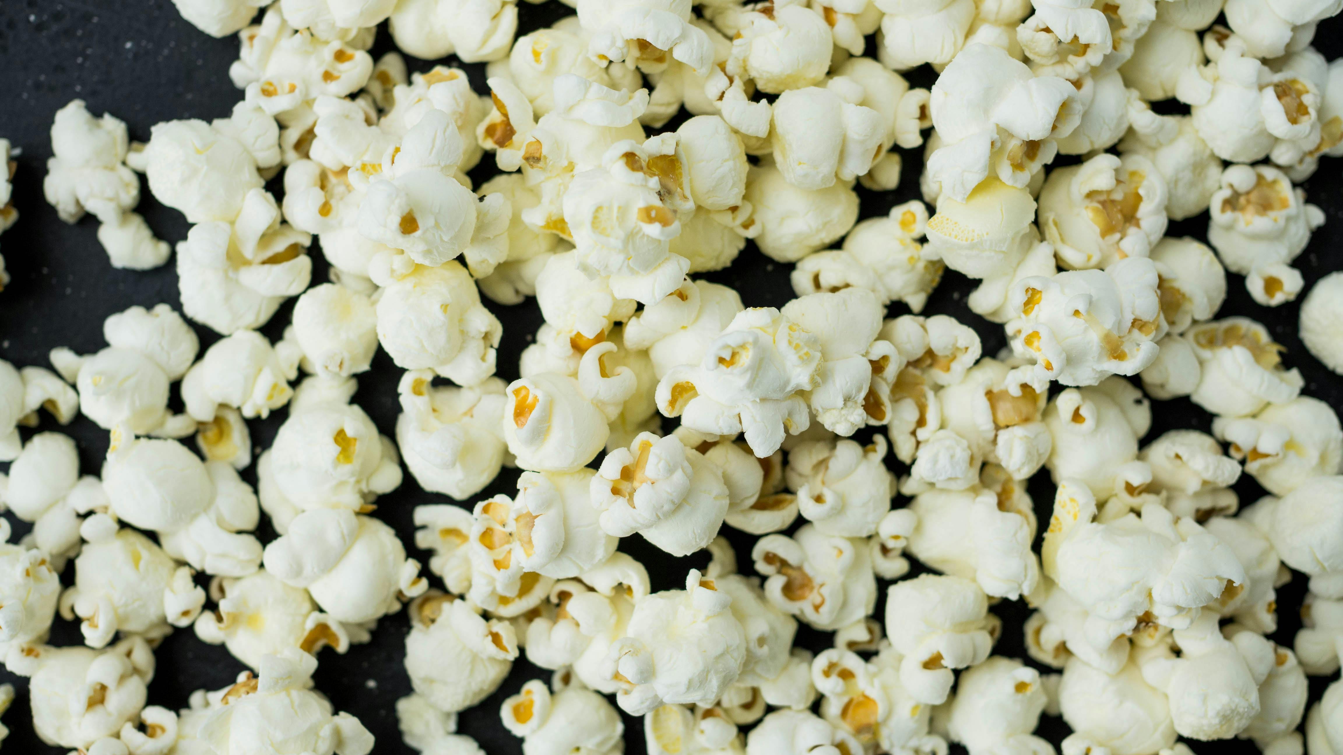 Popping Popcorn Photos, Download The BEST Free Popping Popcorn Stock ...