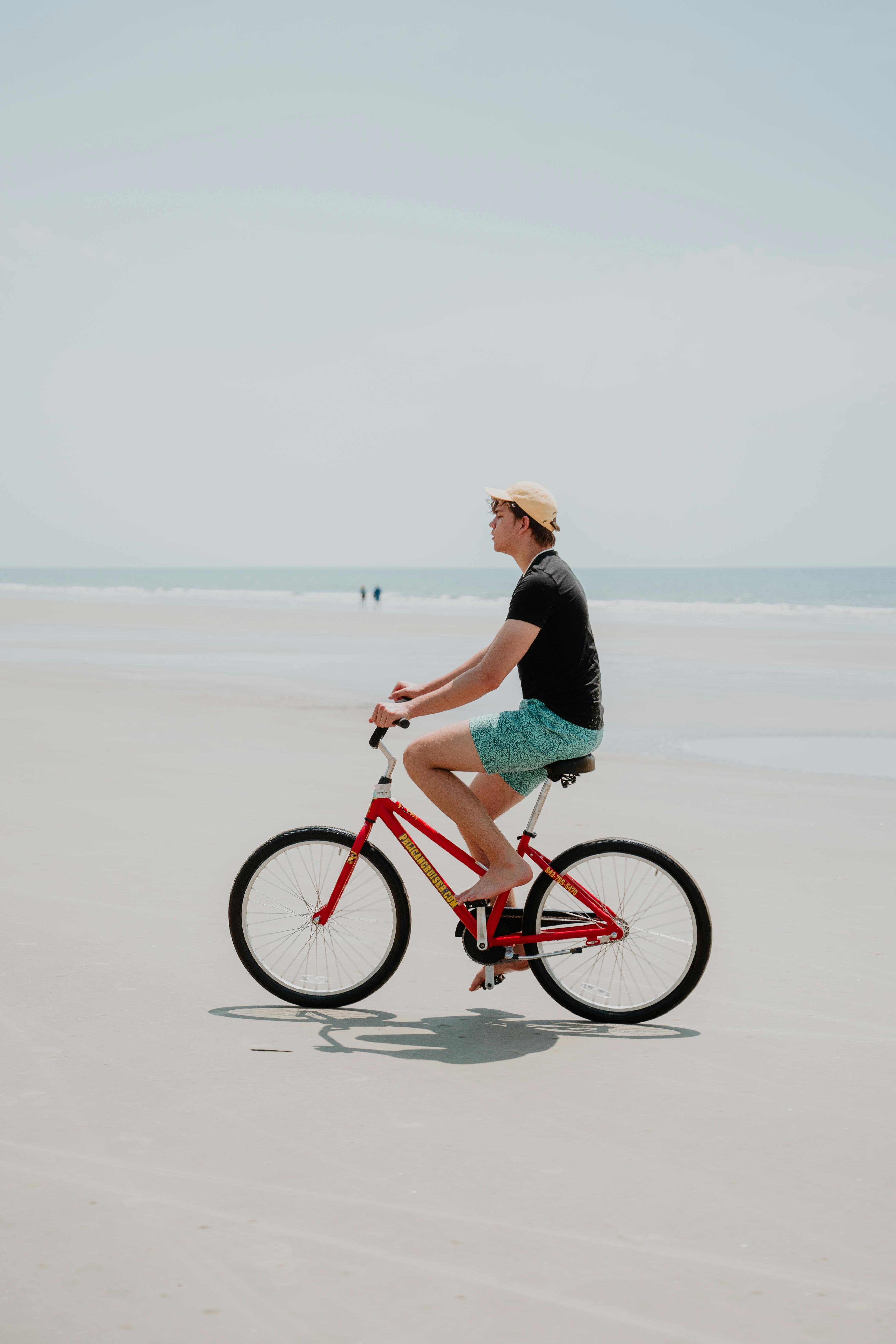 Bike Riding Beach Photos, Download Free Bike Riding Beach Stock Photos ...