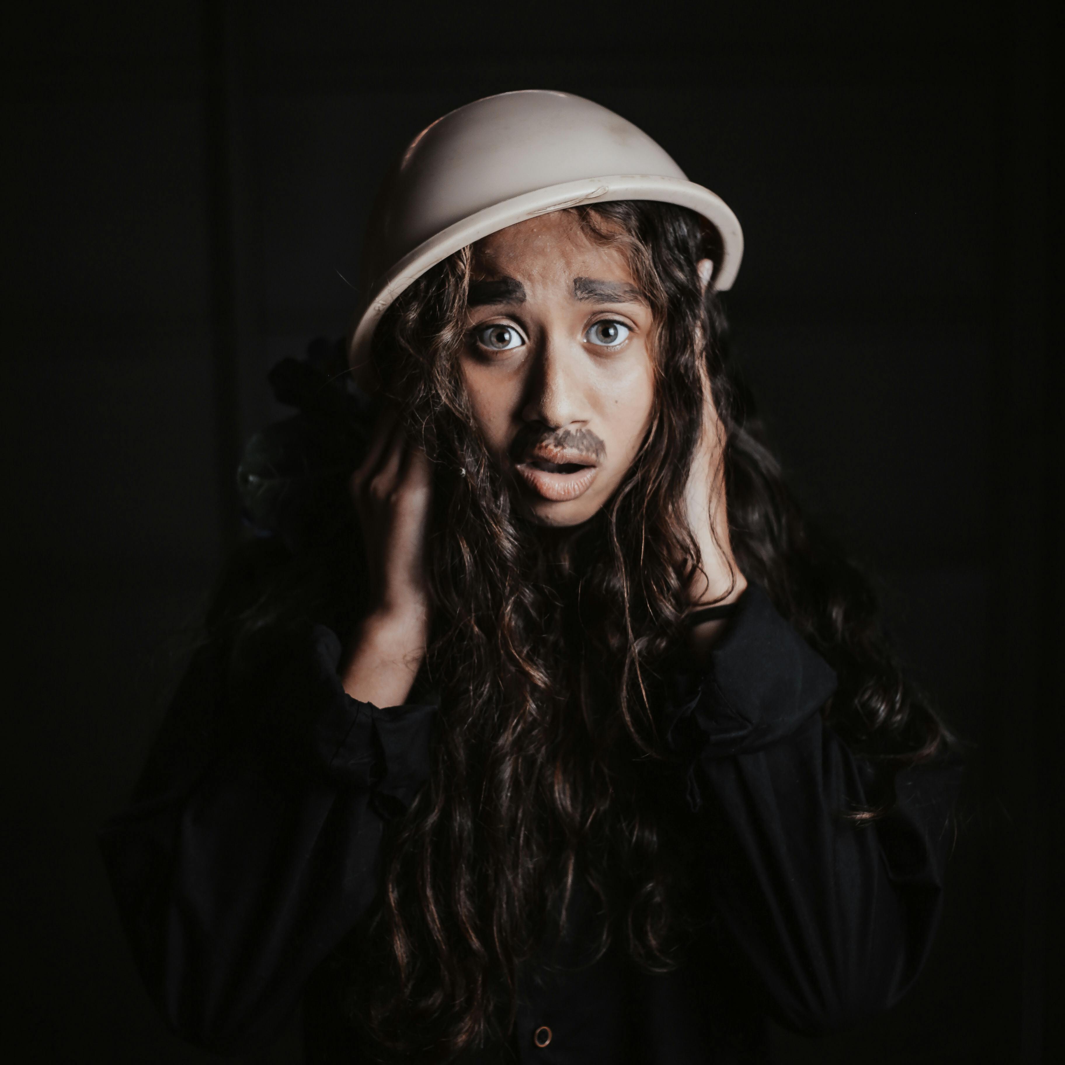 Comedian Photos, Download The BEST Free Comedian Stock Photos & HD Images