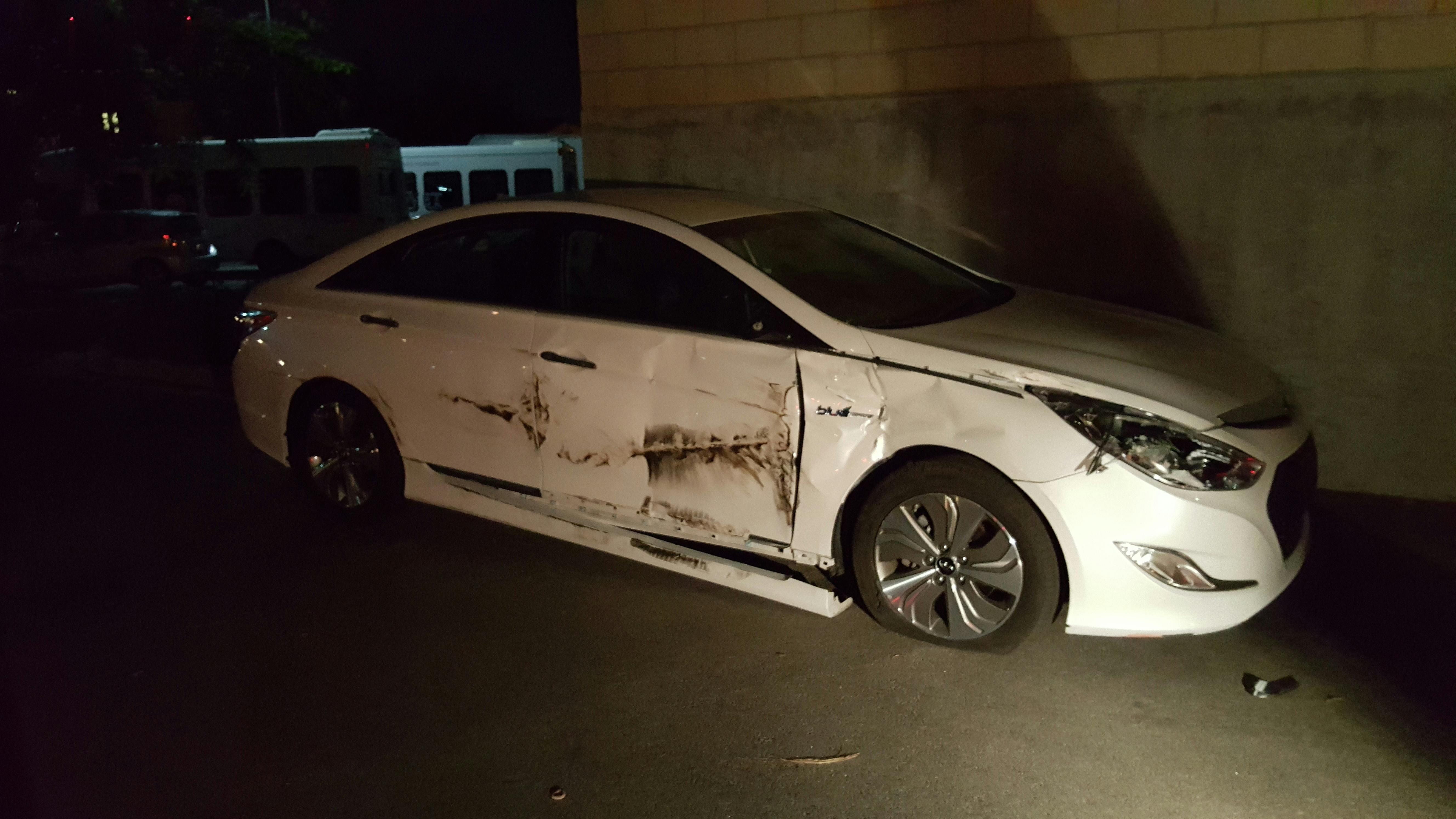 Free stock photo of crashed car, KIA, passenger damage