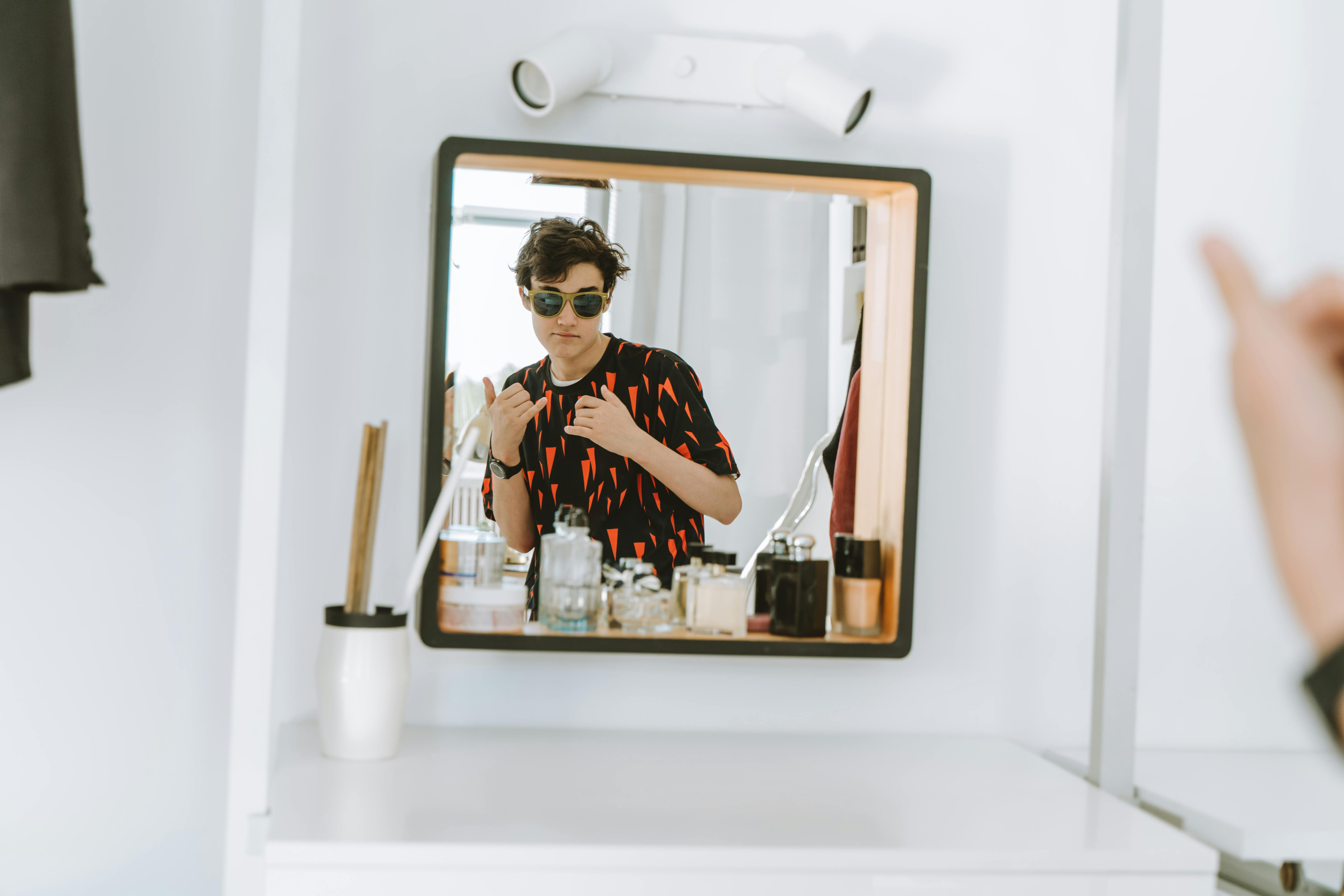 Mirror Selfie Photos Download The BEST Free Mirror Selfie Stock Photos HD Images