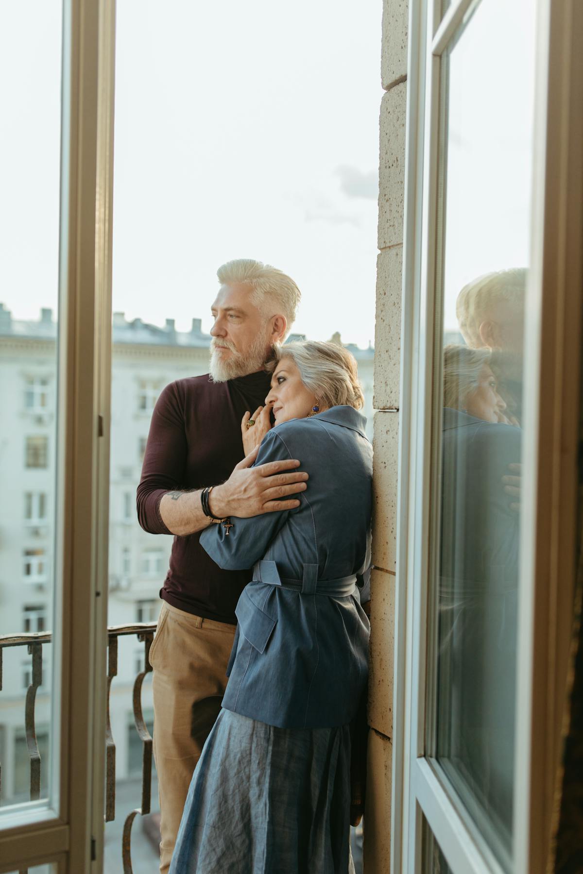 Mature Woman Outdoor Photos, Download The BEST Free Mature Woman ...