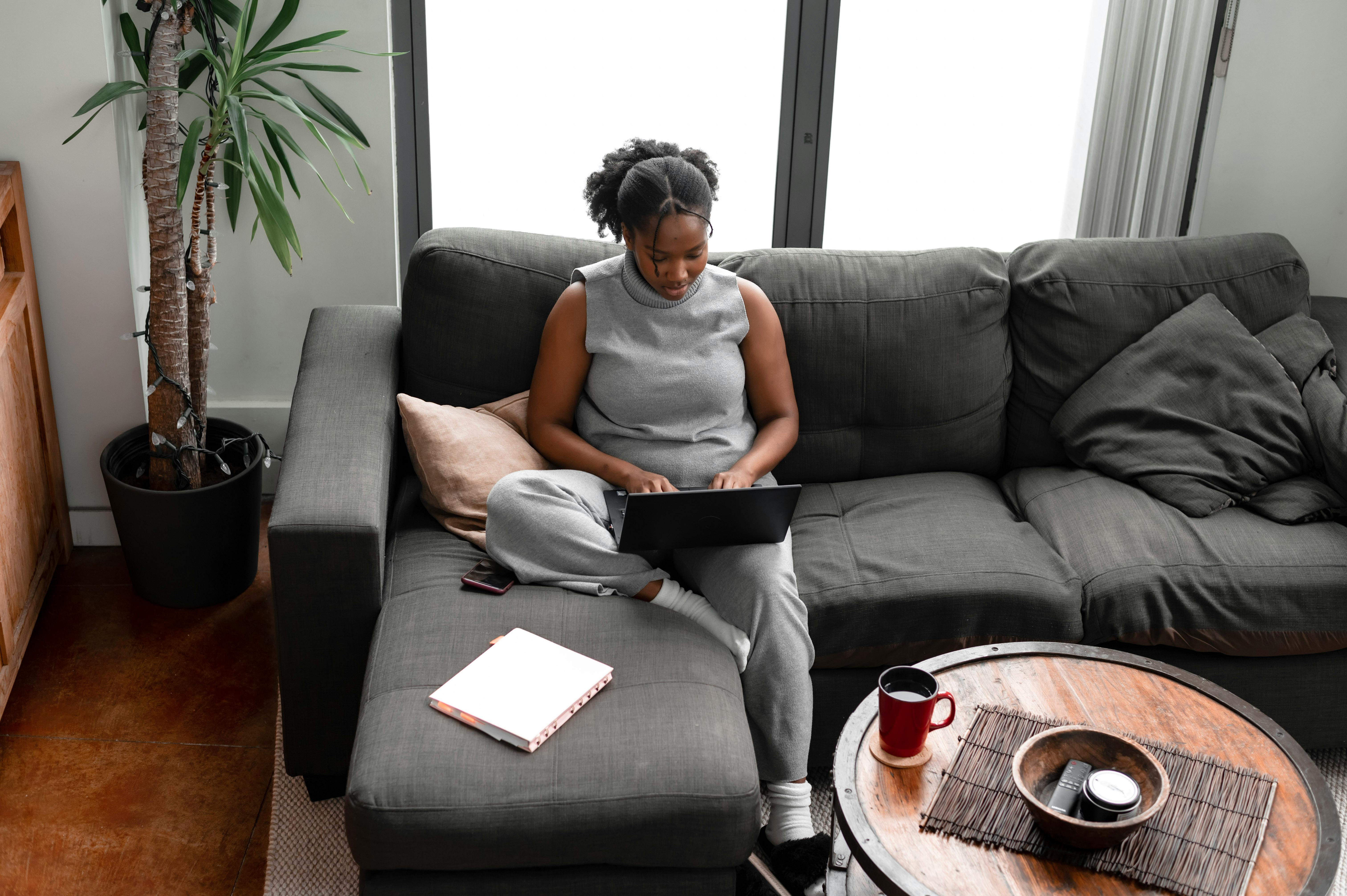 Black Woman Journal Cup Cozy Photos, Download The BEST Free Black Woman ...