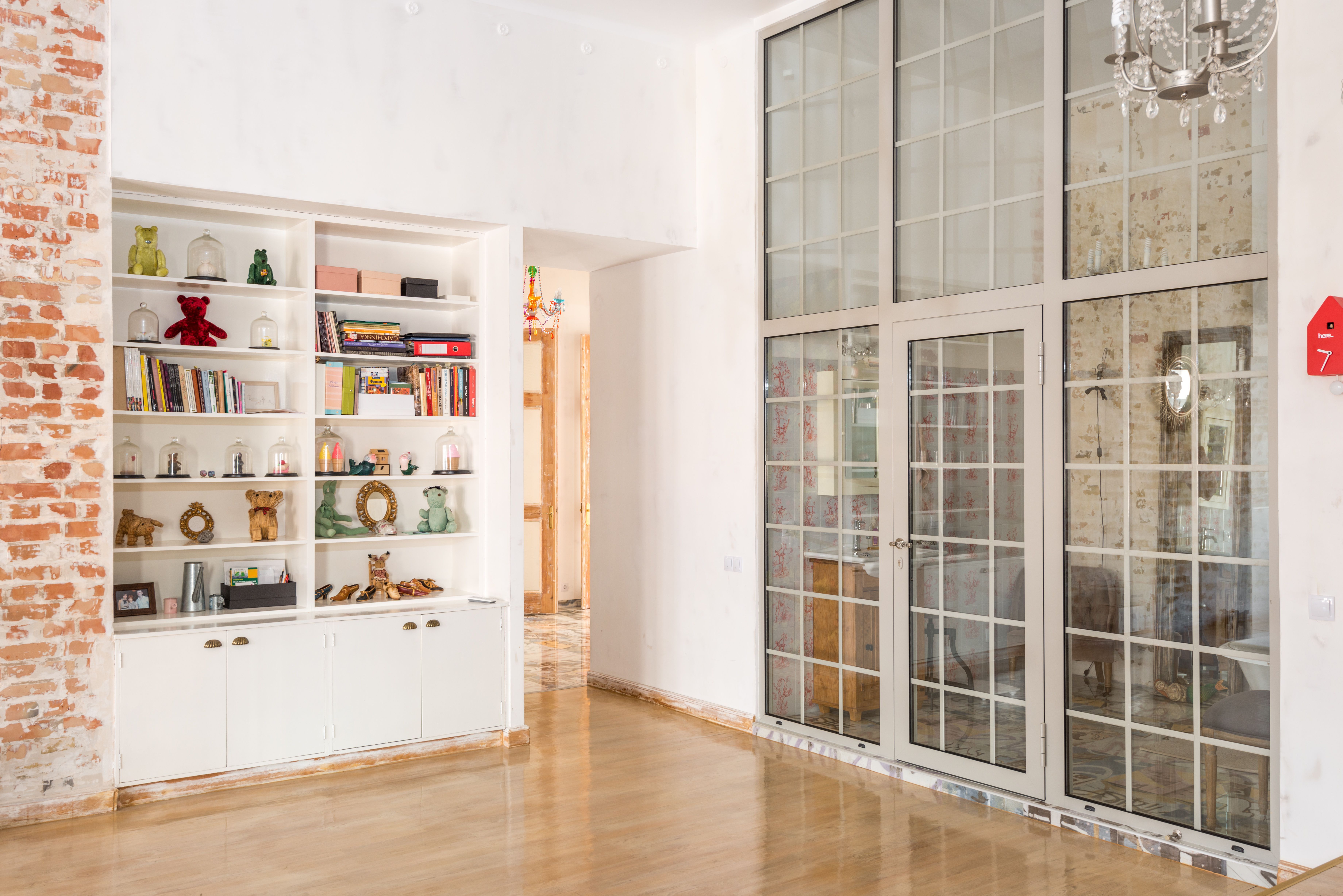 Photo of Walk in Closet · Free Stock Photo