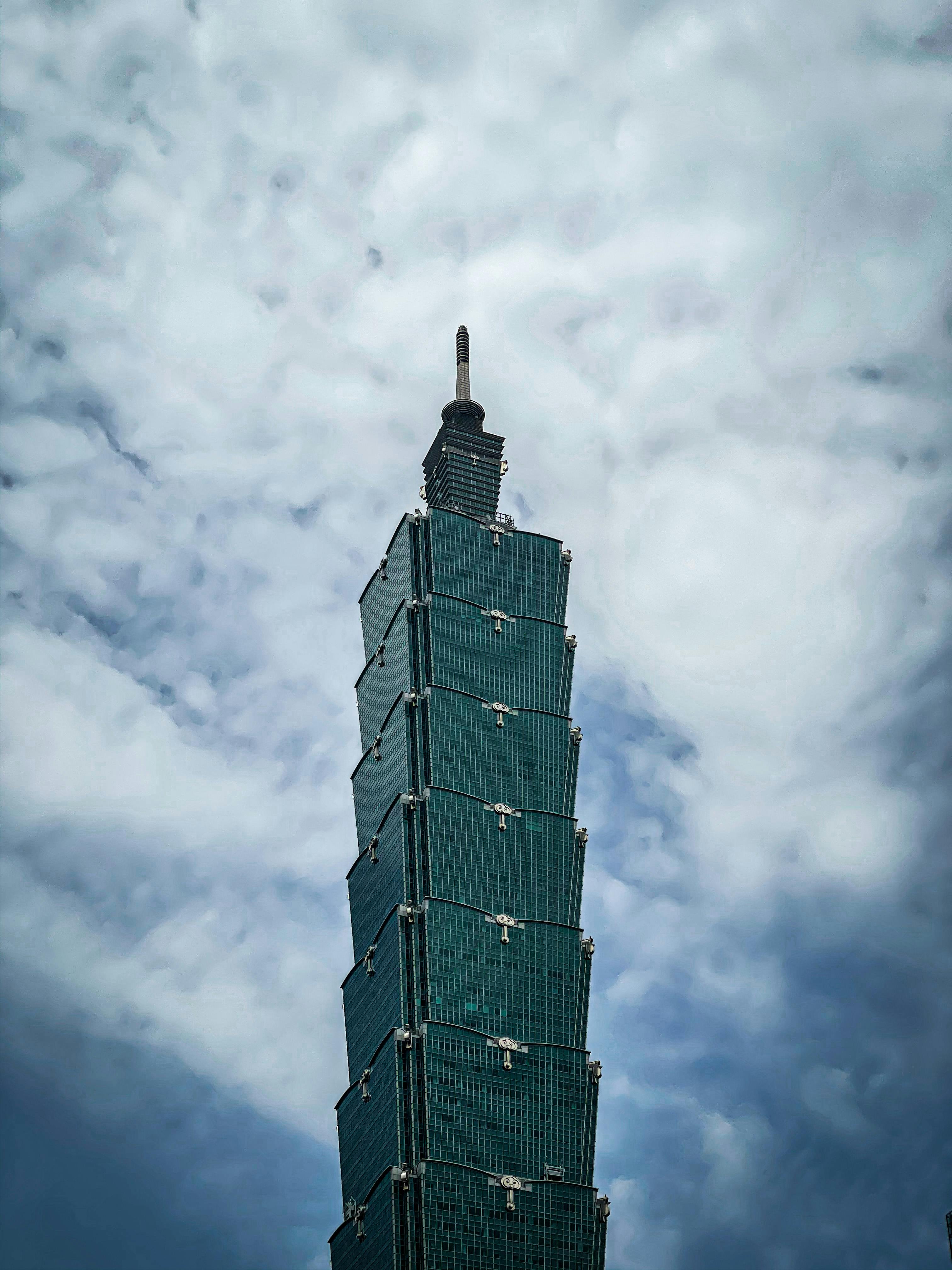 Taipei 101 Tower · Free Stock Photo