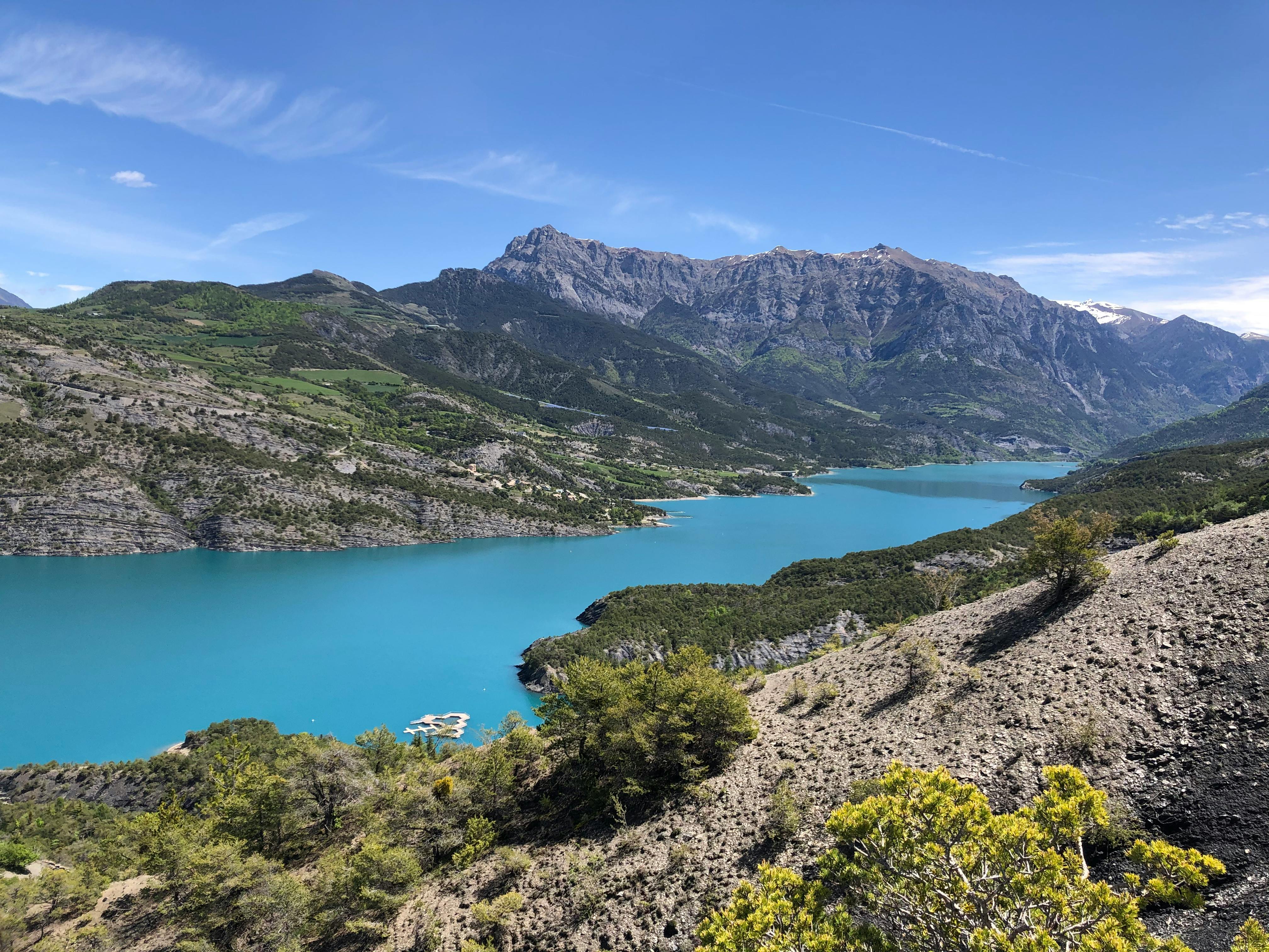 River View Under the Blue Sky · Free Stock Photo