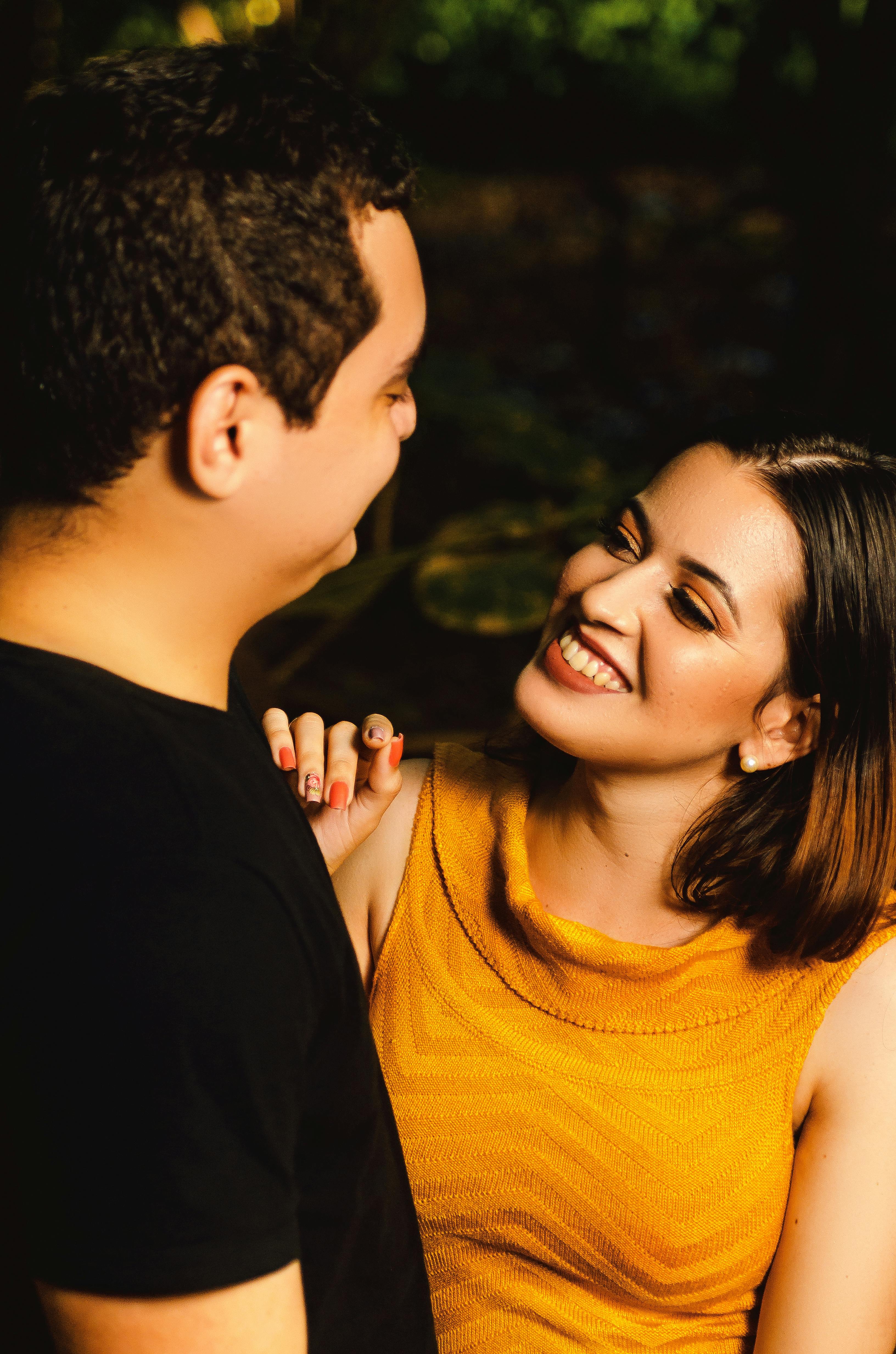 Woman Smiling at the Man · Free Stock Photo
