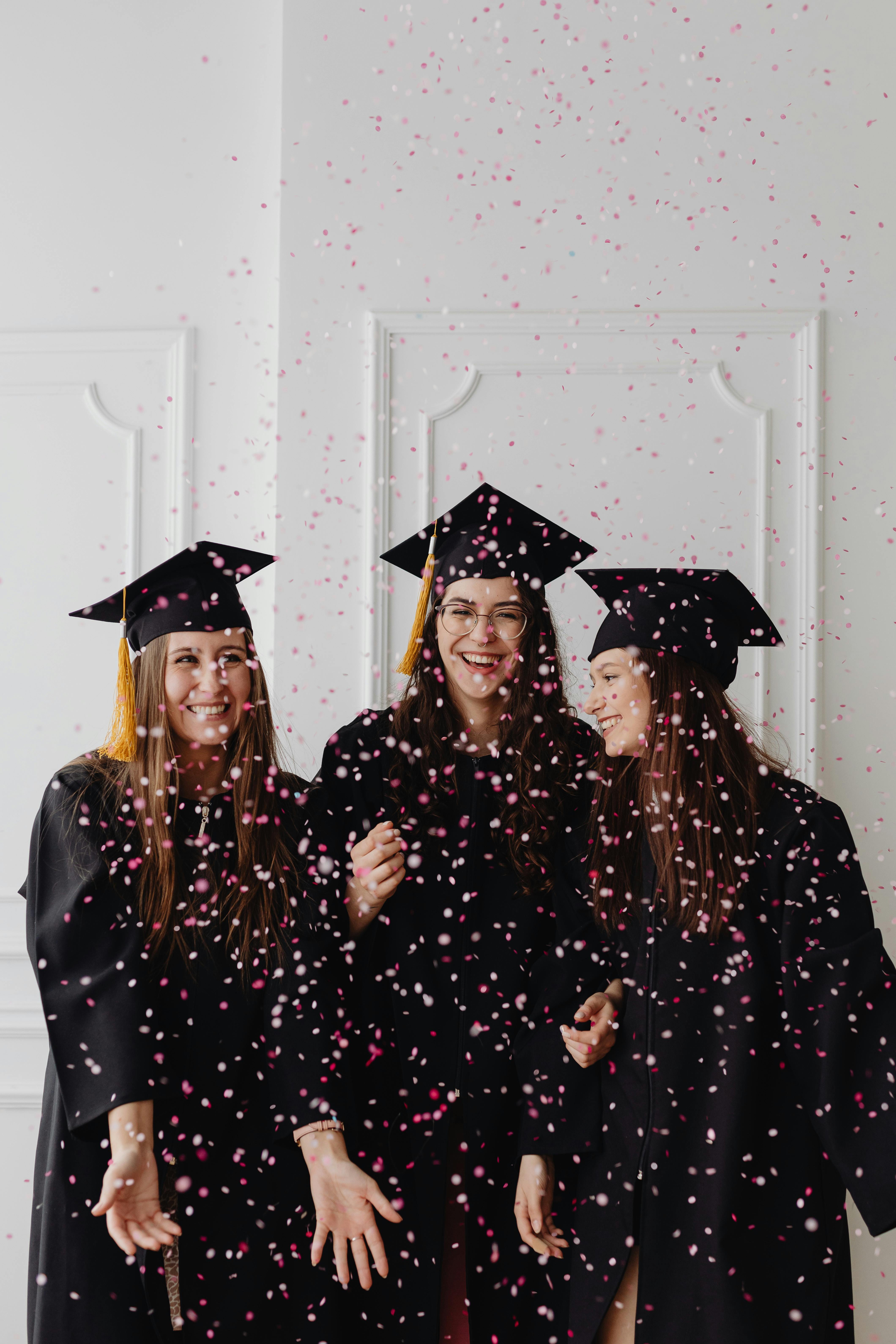 1.000+ Fotos y Imágenes de Graduados Gratis · Banco de Imágenes Gratis ...