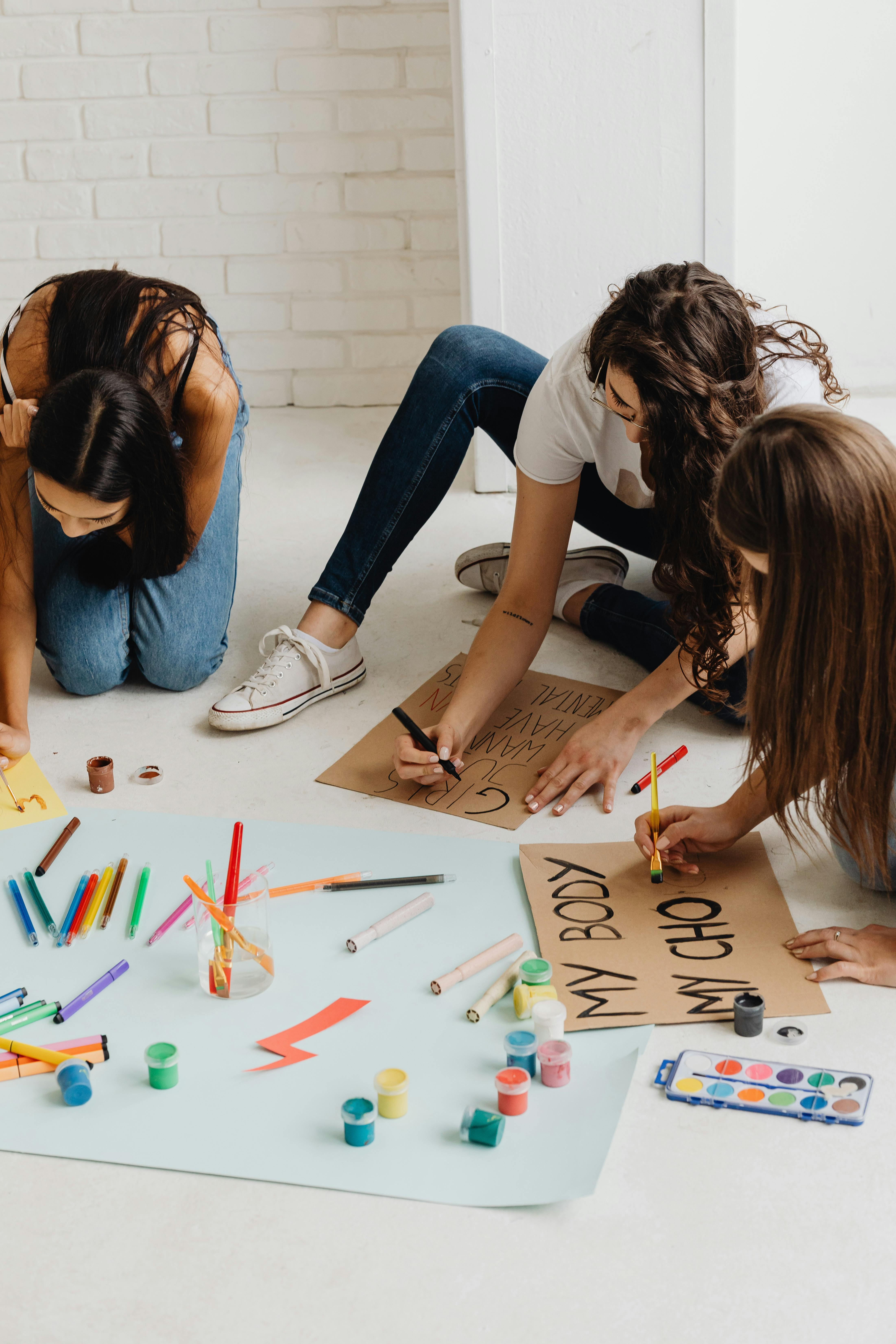 Teamwork Posters Photos, Download The BEST Free Teamwork Posters Stock ...