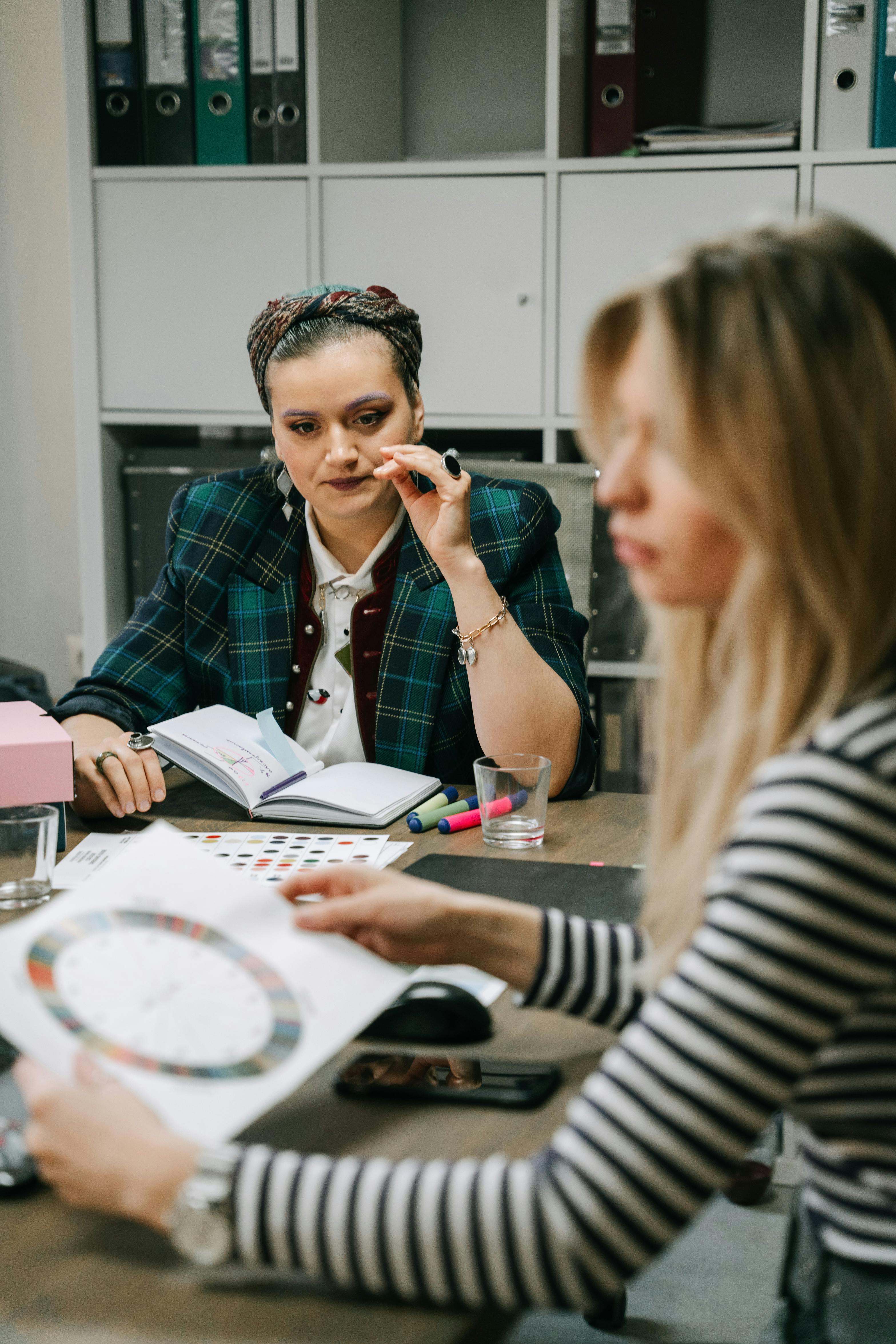 Woman Meeting with Client · Free Stock Photo