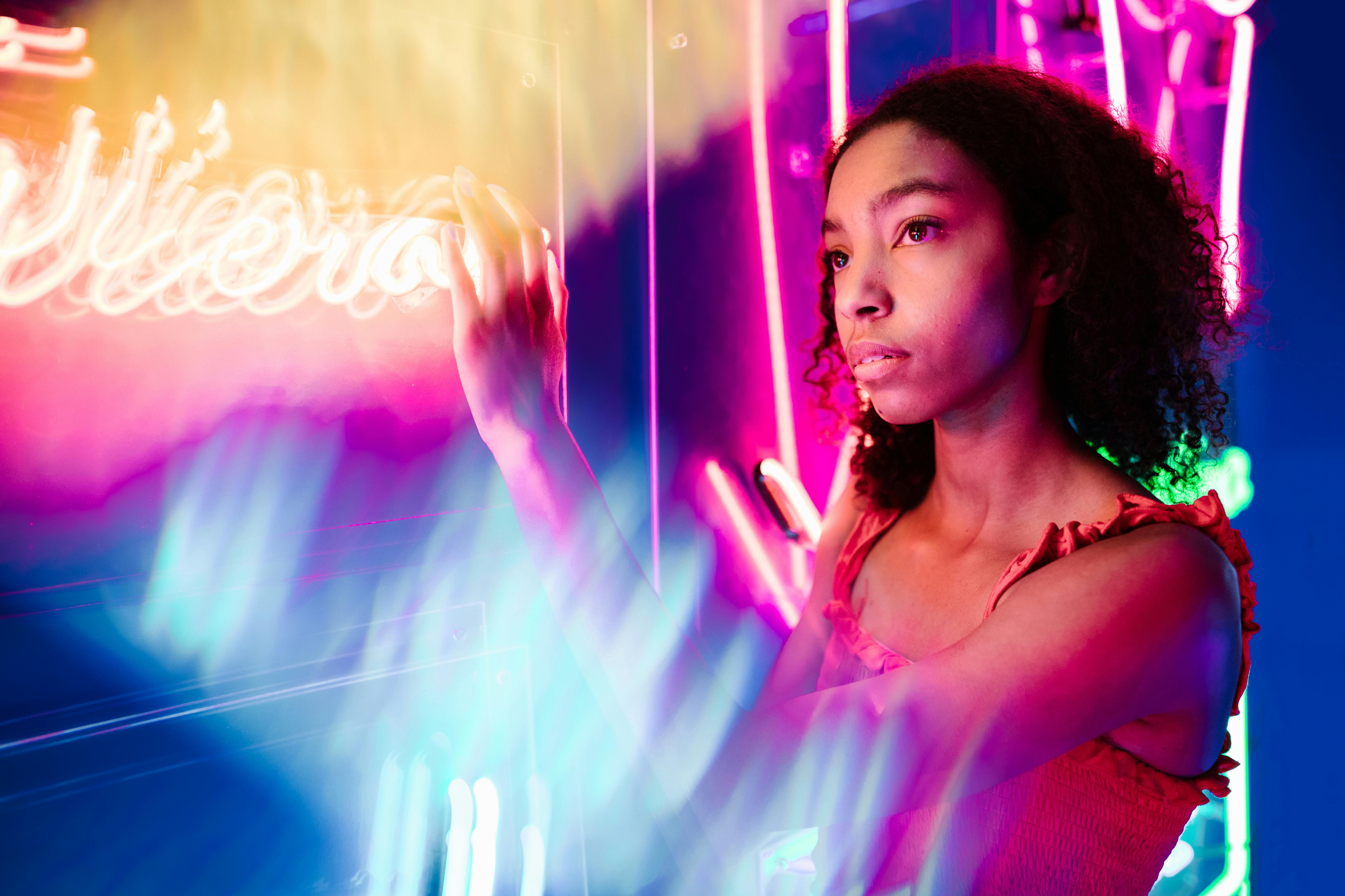 Blurry Neon Sign · Free Stock Photo