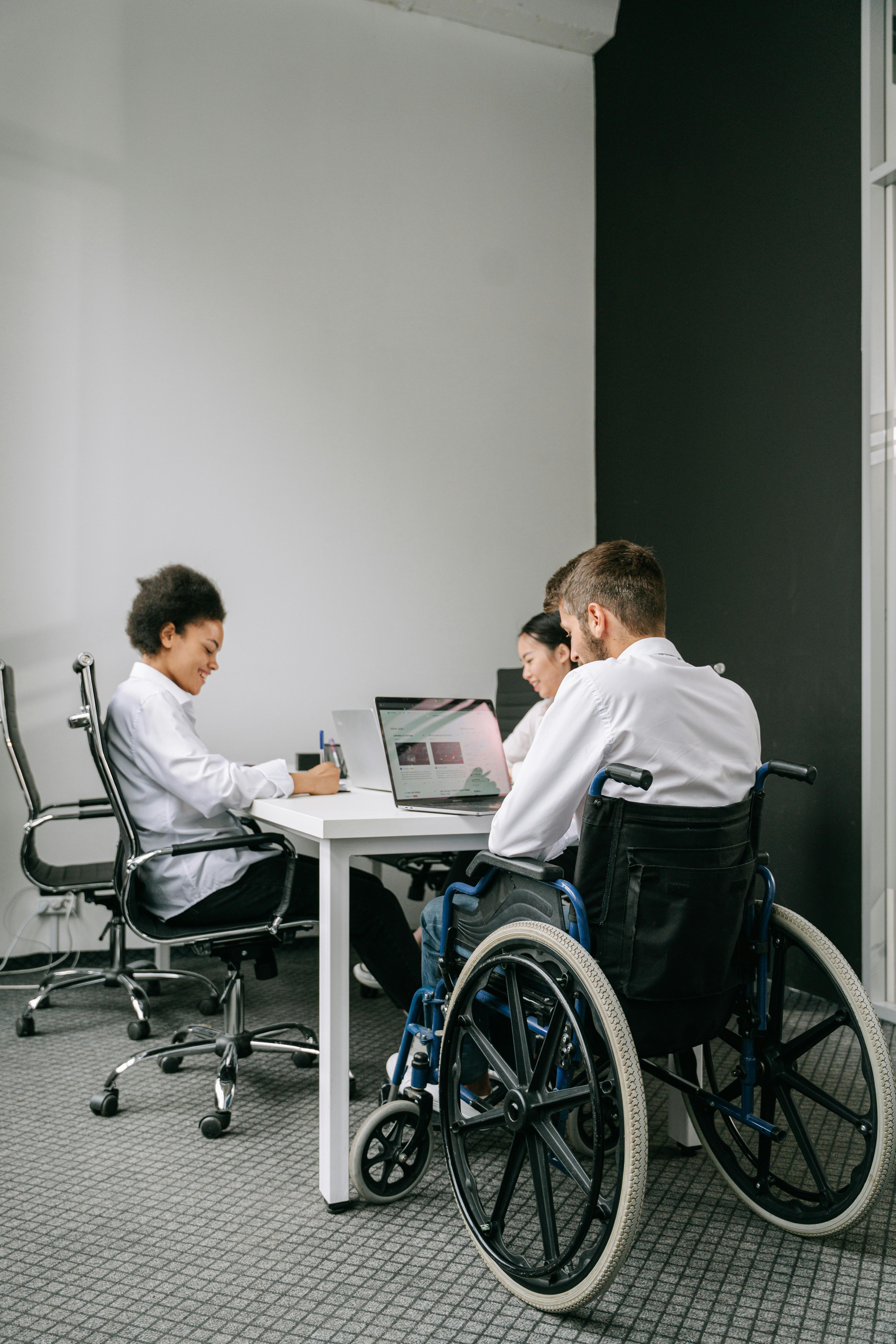 People Sitting at the Table · Free Stock Photo