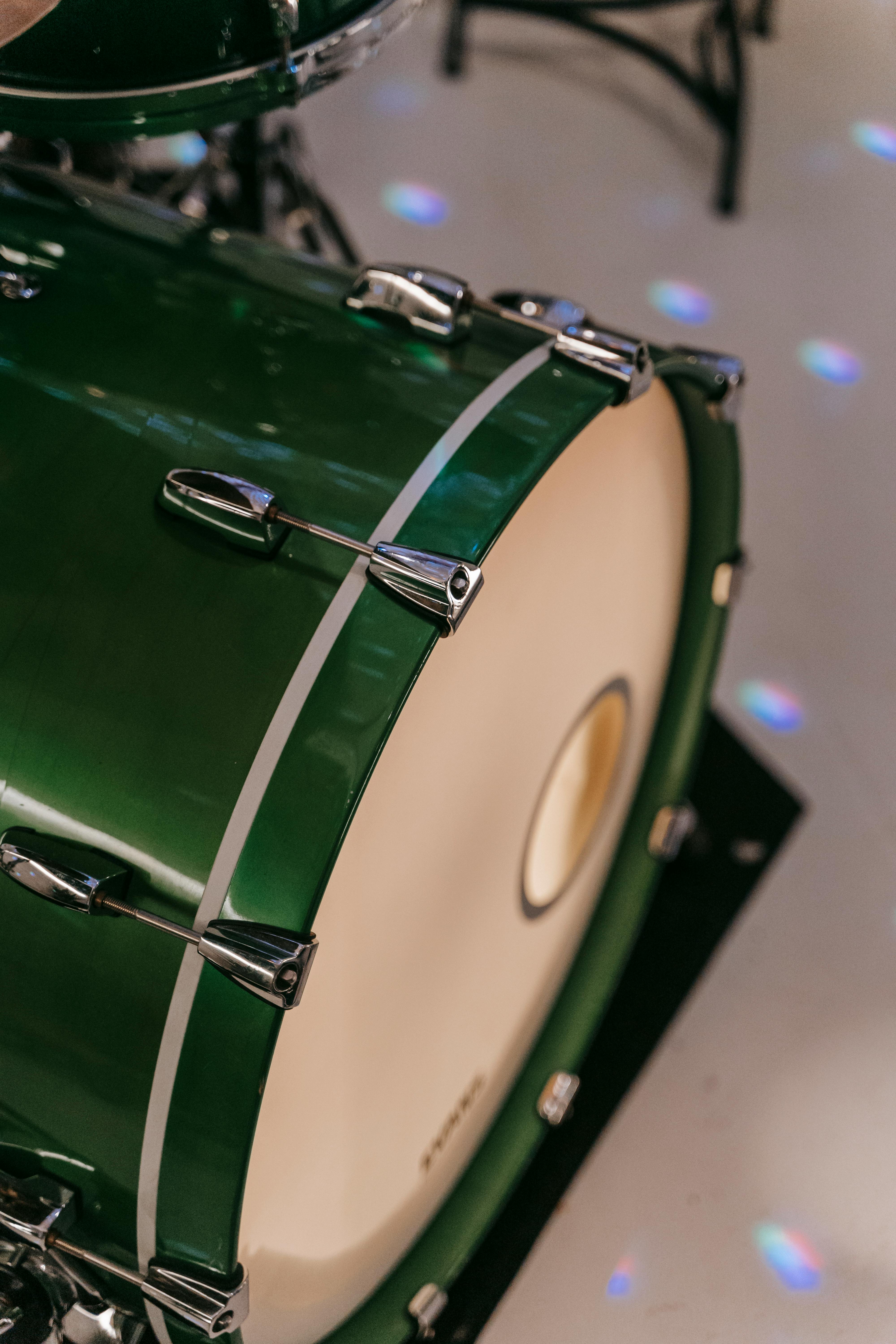 Green and Silver Drum Set · Free Stock Photo