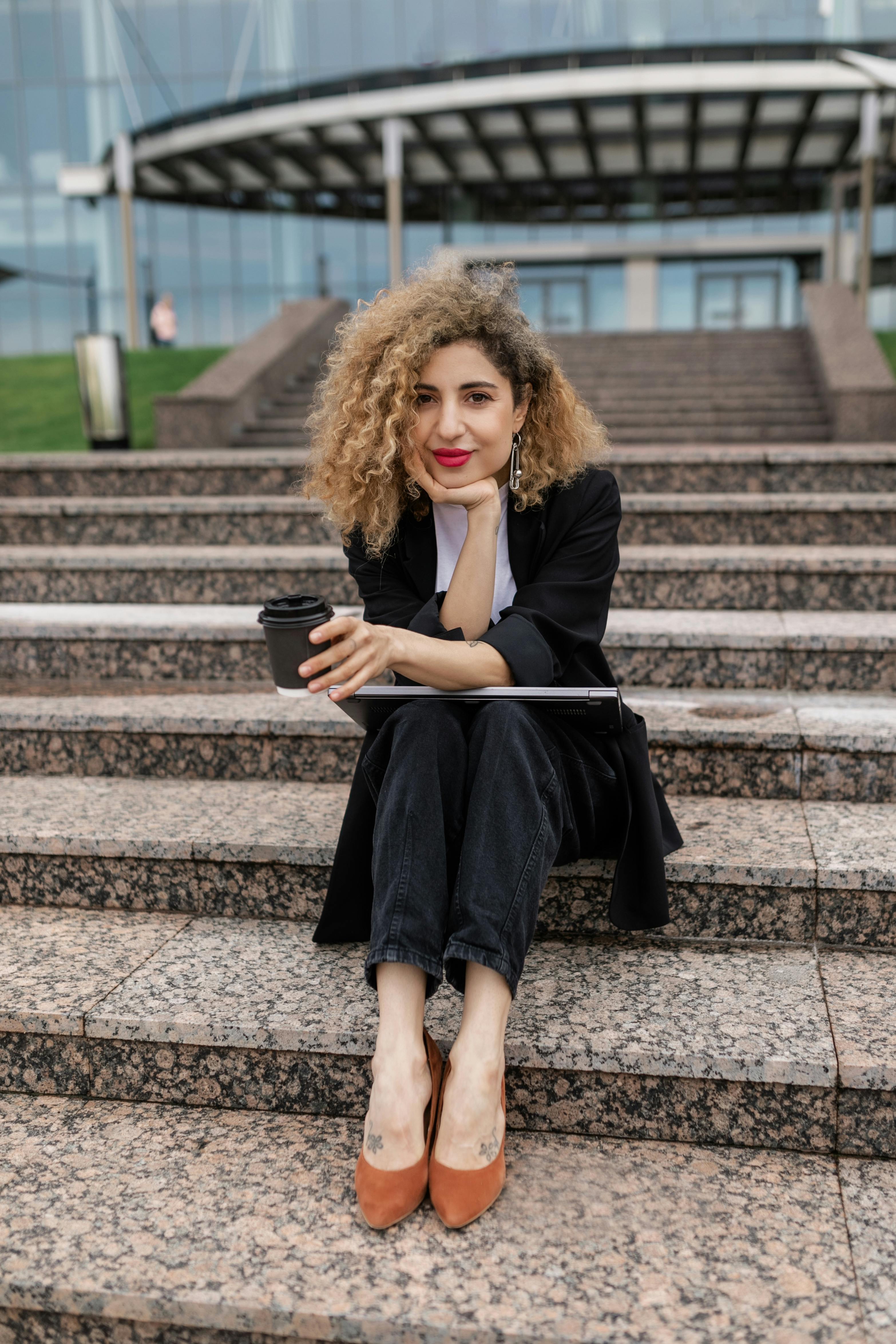 498,257+ Best Free Woman with laptop Stock Photos & Images · 100% ...