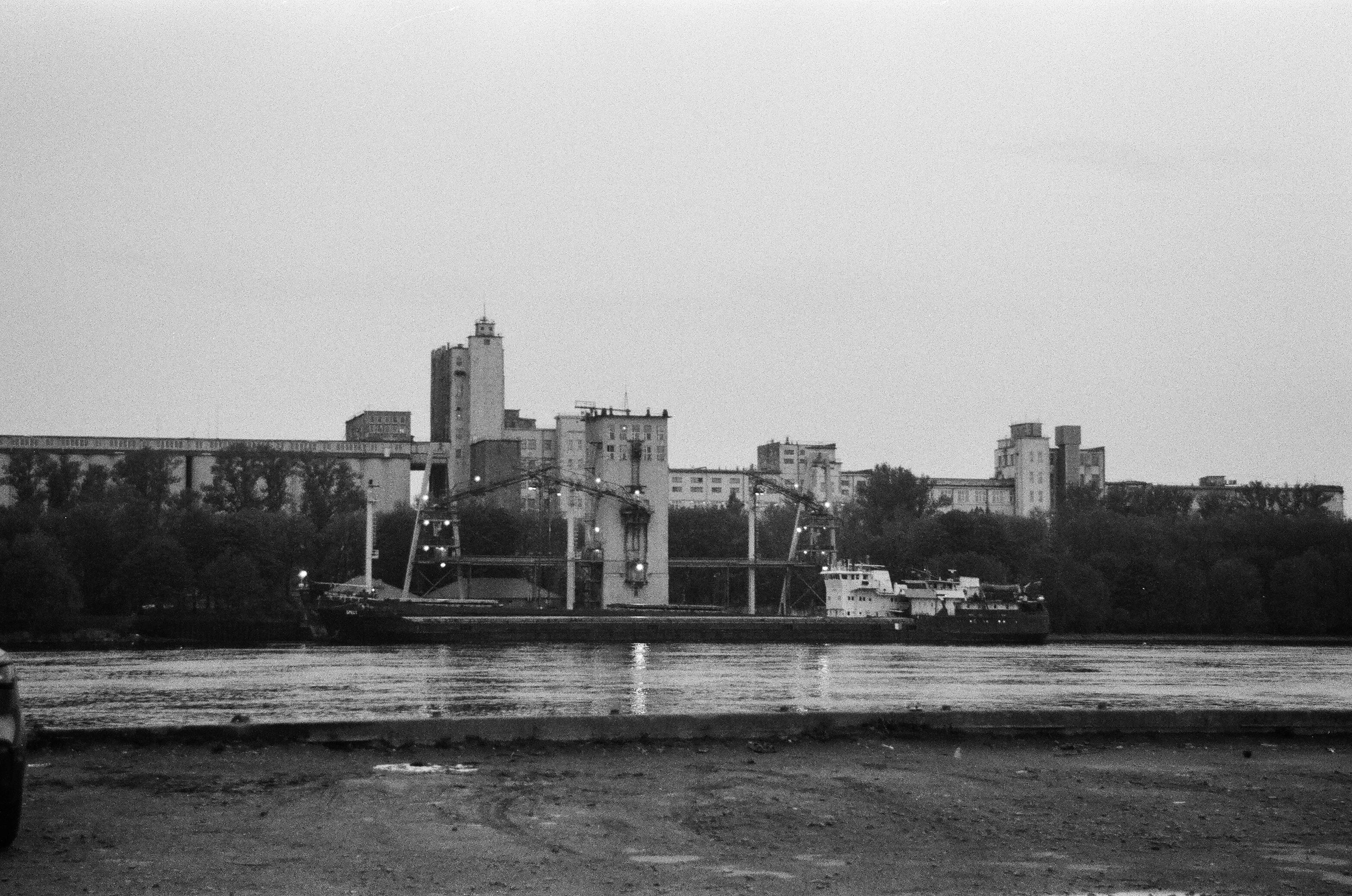 Long Vessel Photos, Download The BEST Free Long Vessel Stock Photos ...