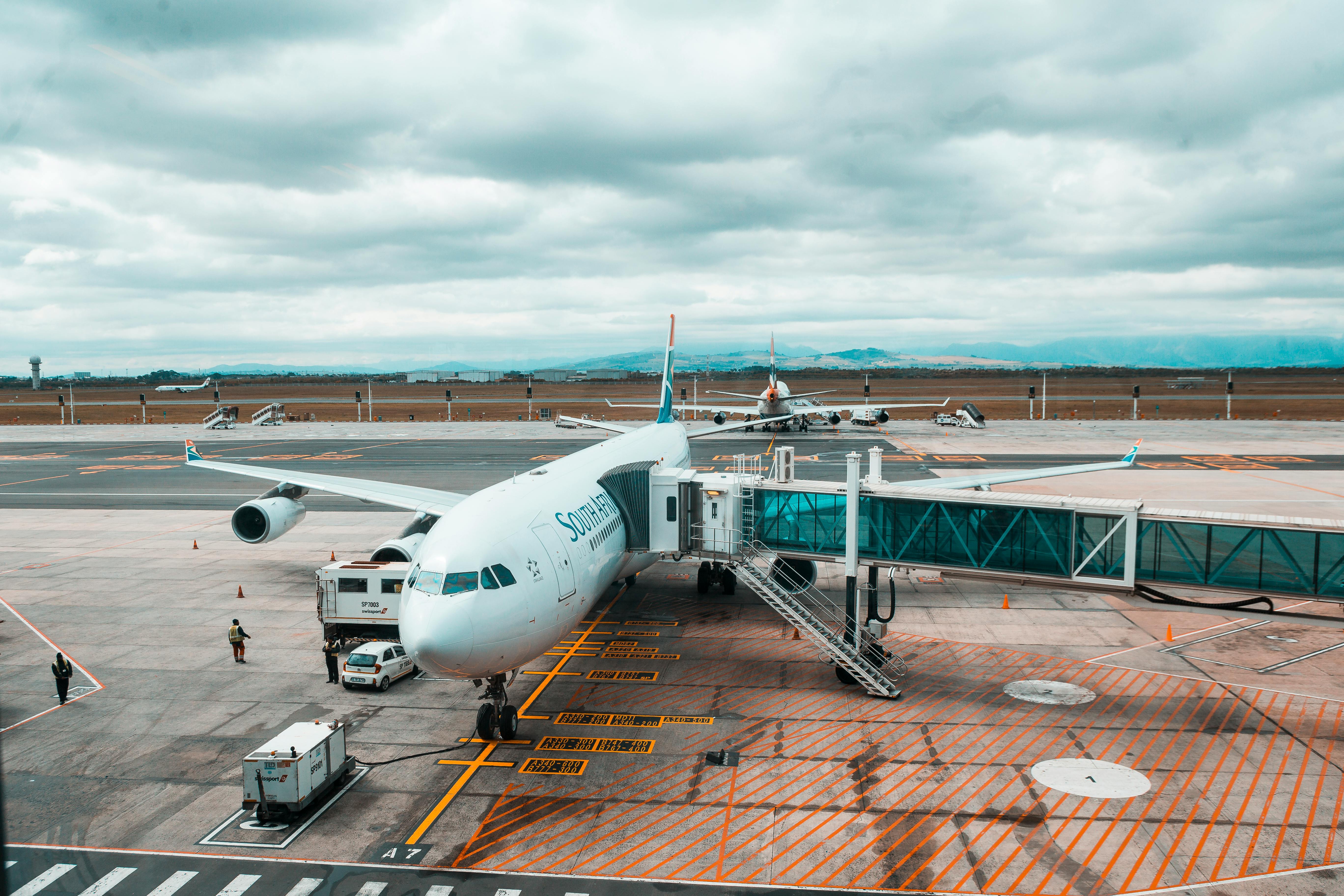 Plane Boarding · Free Stock Photo